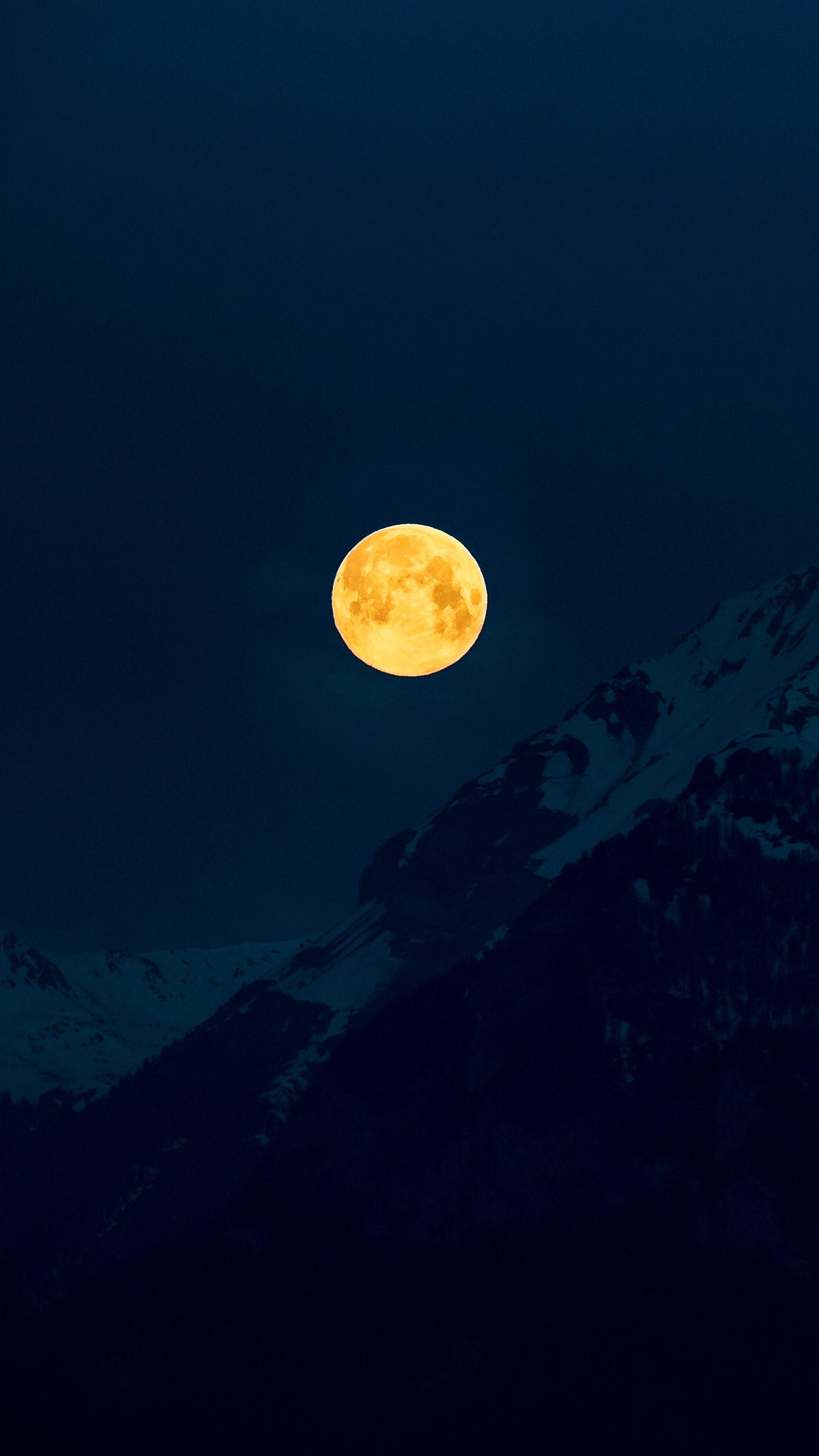 Golden Moon Wallpapers - Top Free Golden Moon Backgrounds - WallpaperAccess