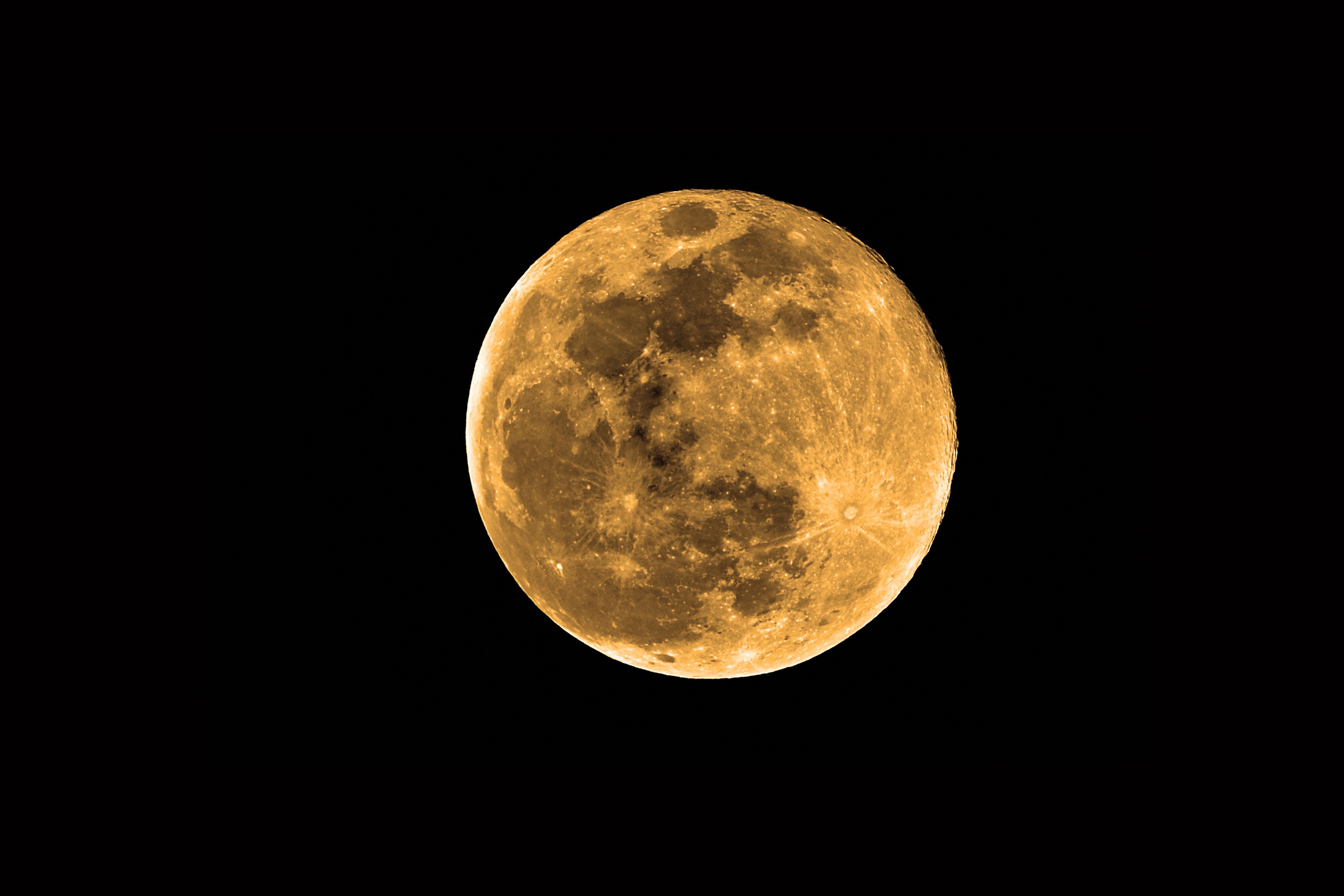 Golden Moon Wallpapers - Top Free Golden Moon Backgrounds - WallpaperAccess