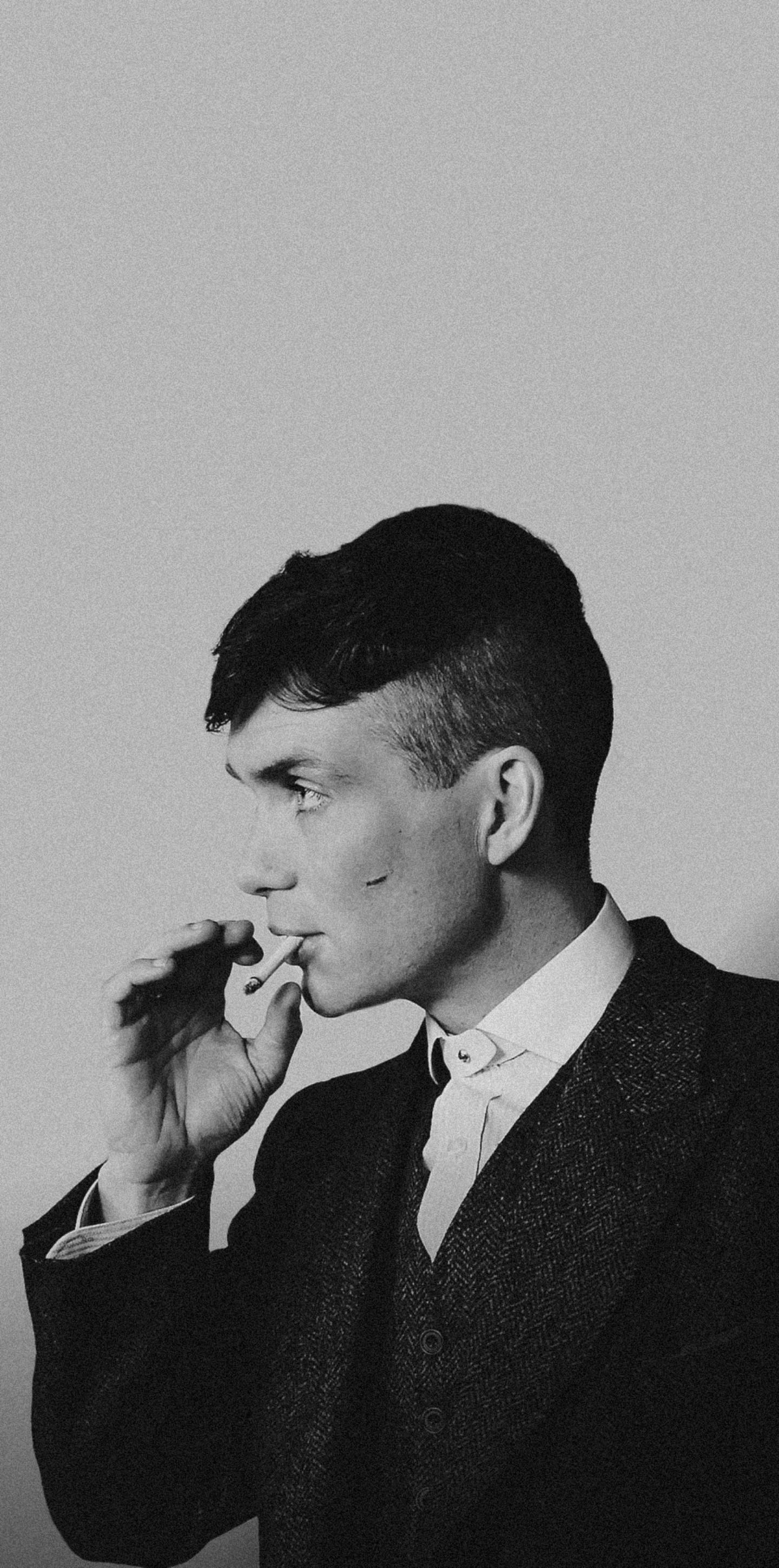 Thomas Shelby Smoking Wallpapers - Top Free Thomas Shelby Smoking ...