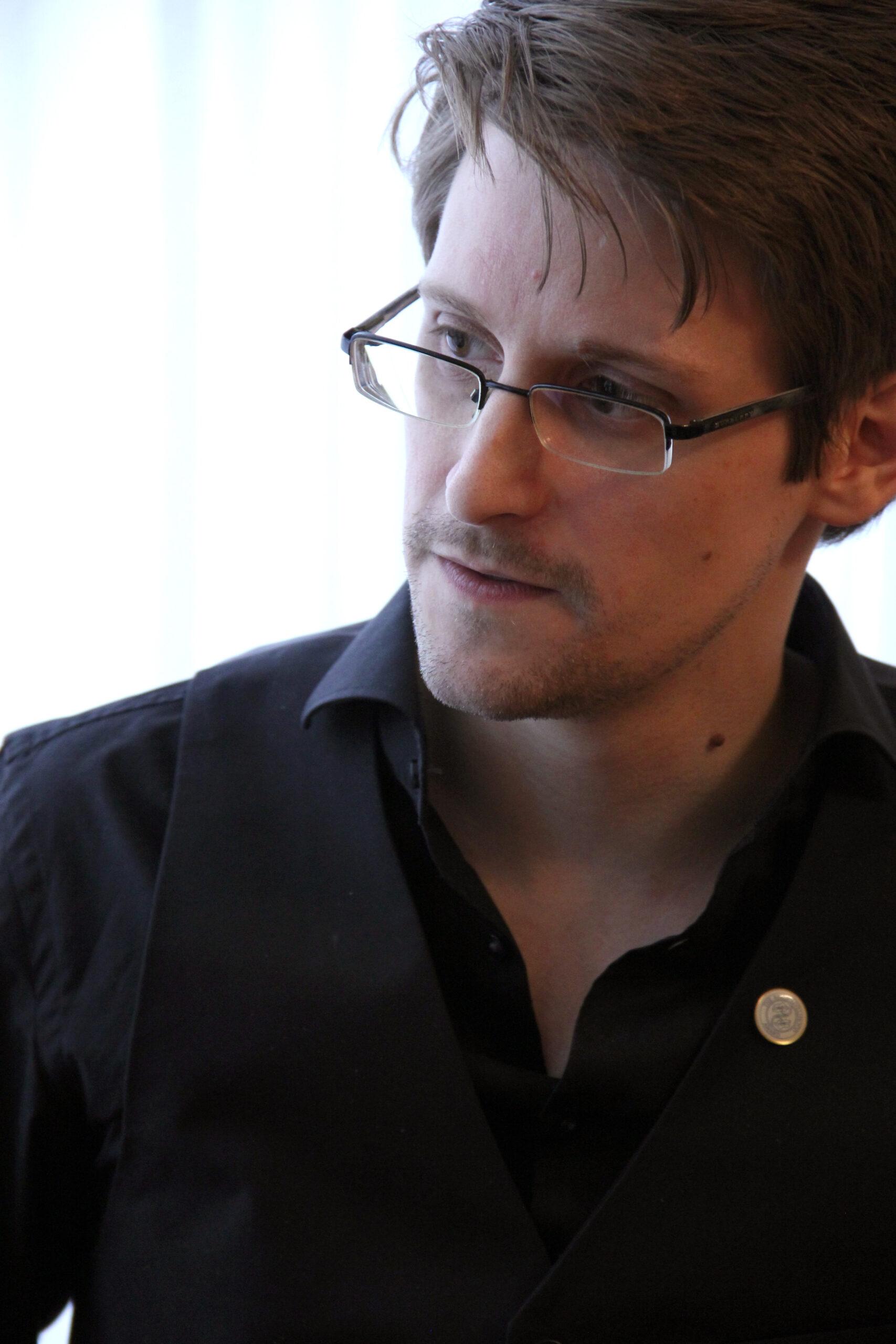 Edward Snowden Wallpapers - Top Free Edward Snowden Backgrounds ... Edward Snowden Wallpapers - Top Free Edward Snowden Backgrounds ...