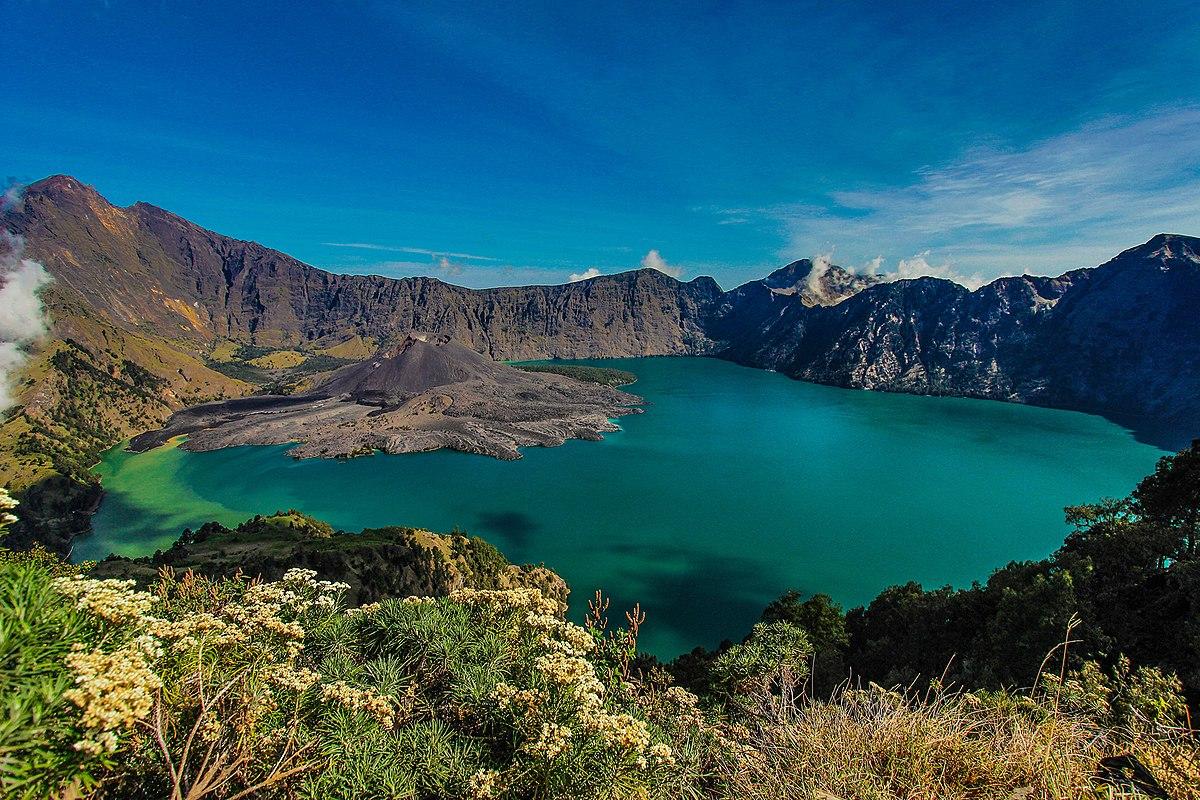 Mount Rinjani Wallpapers - Top Free Mount Rinjani Backgrounds ...