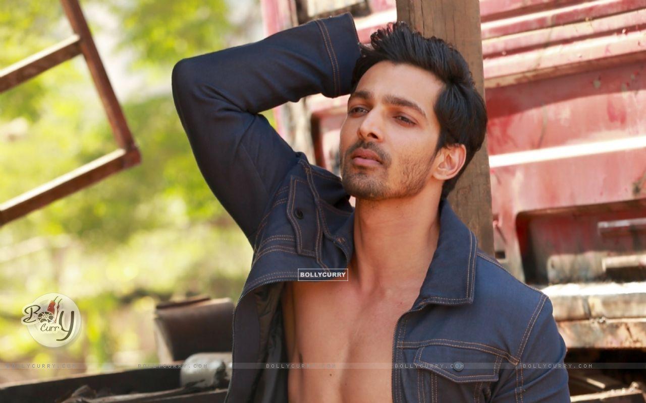 Harshvardhan Rane Wallpapers - Top Free Harshvardhan Rane Backgrounds ...