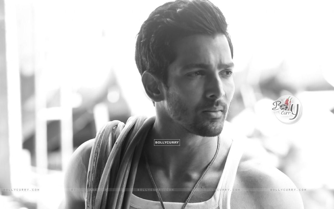 Harshvardhan Rane Wallpapers - Top Free Harshvardhan Rane Backgrounds ...