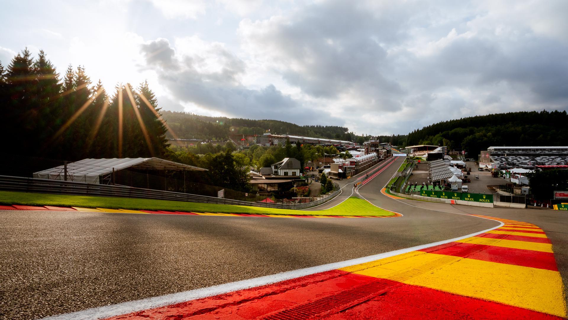 Eau Rouge Wallpapers - Top Free Eau Rouge Backgrounds - WallpaperAccess