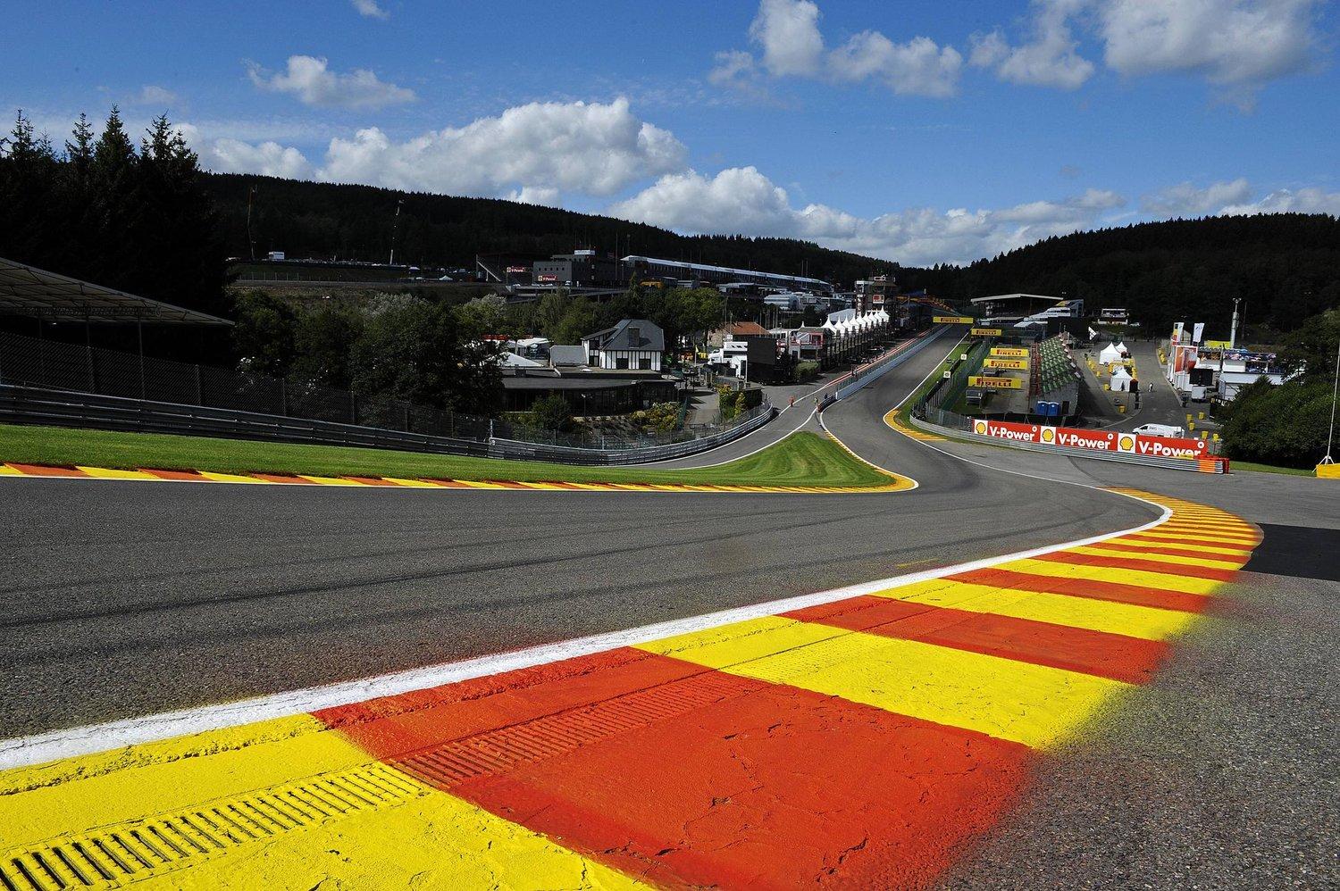Eau Rouge Wallpapers - Top Free Eau Rouge Backgrounds - WallpaperAccess