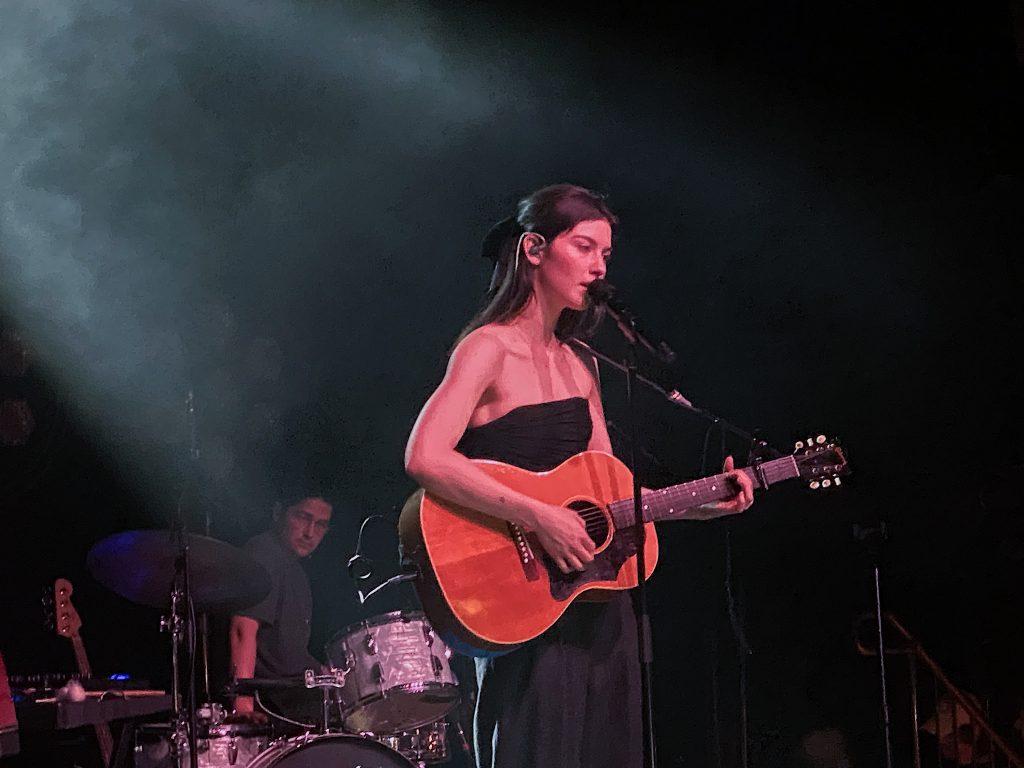 Gracie Abrams Wallpapers - Top Free Gracie Abrams Backgrounds ...