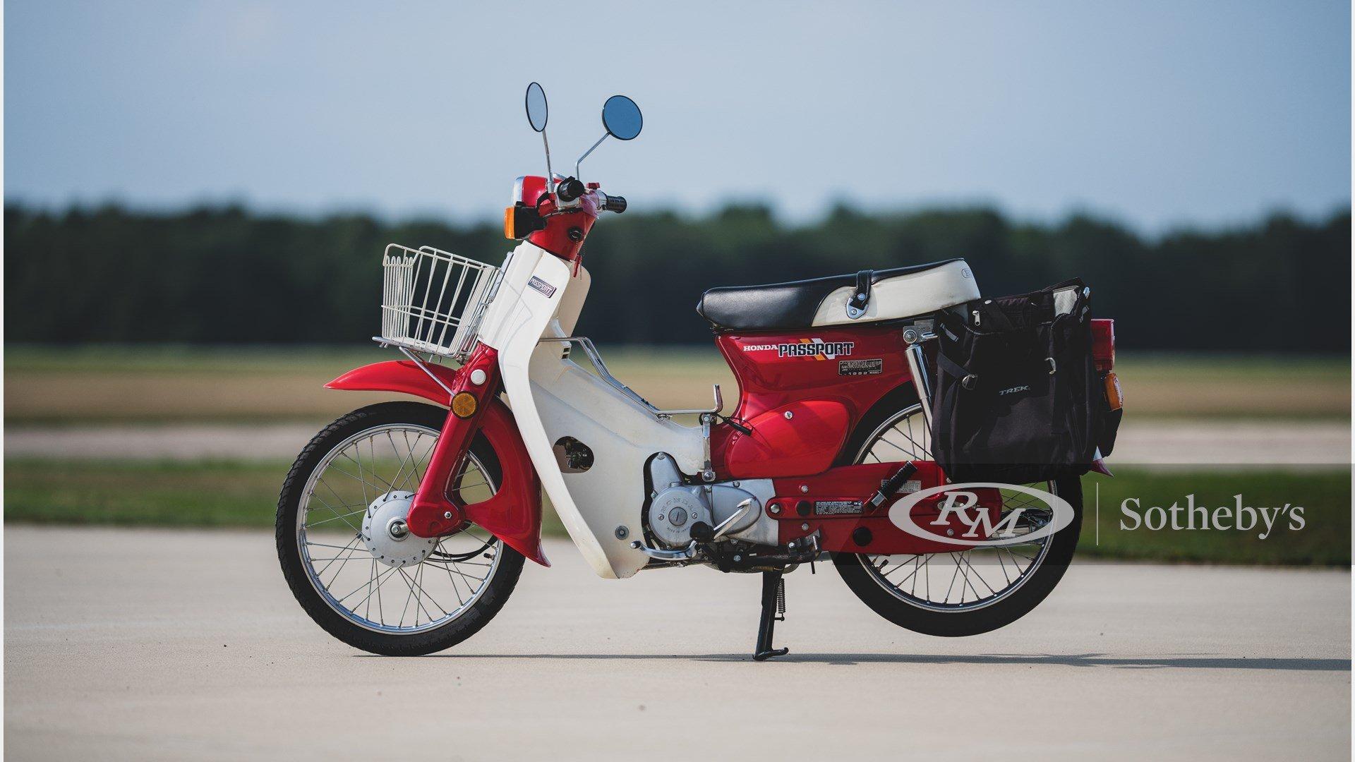 Honda Super Cub Wallpapers - Top Free Honda Super Cub Backgrounds ...