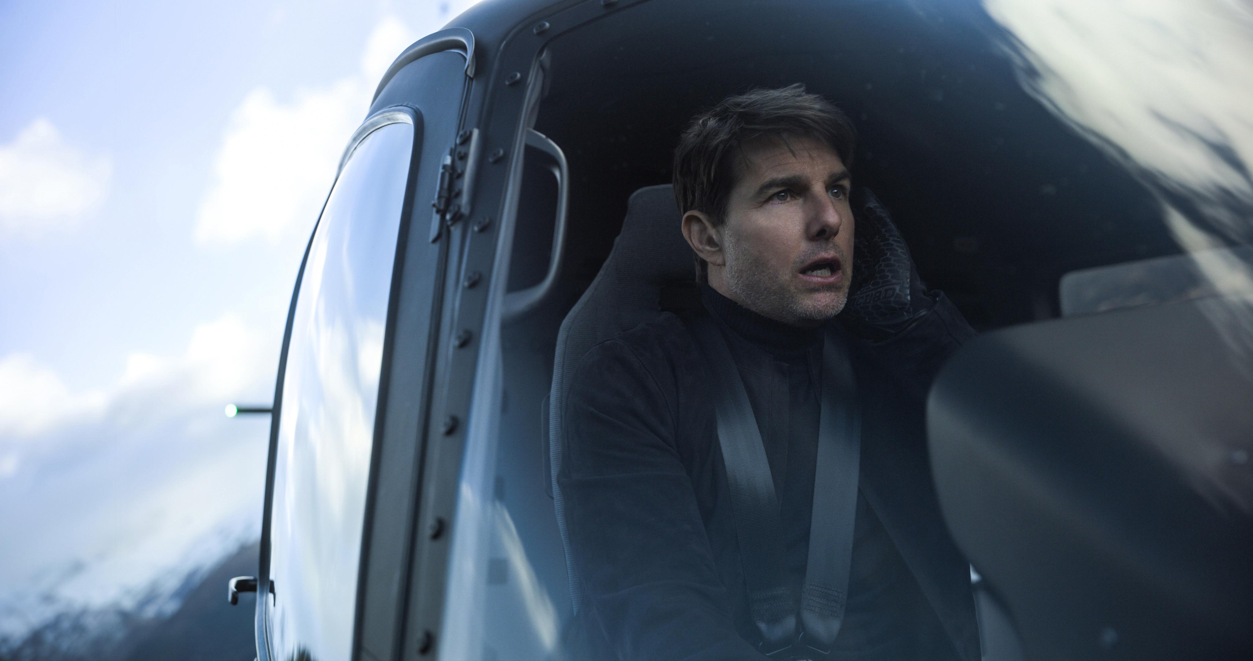 Ethan Hunt Wallpapers - Top Free Ethan Hunt Backgrounds - WallpaperAccess