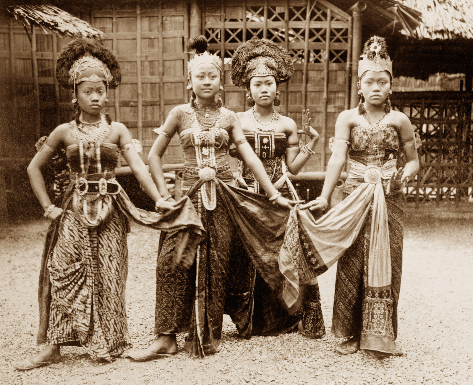 Javanese Wallpapers - Top Free Javanese Backgrounds - WallpaperAccess