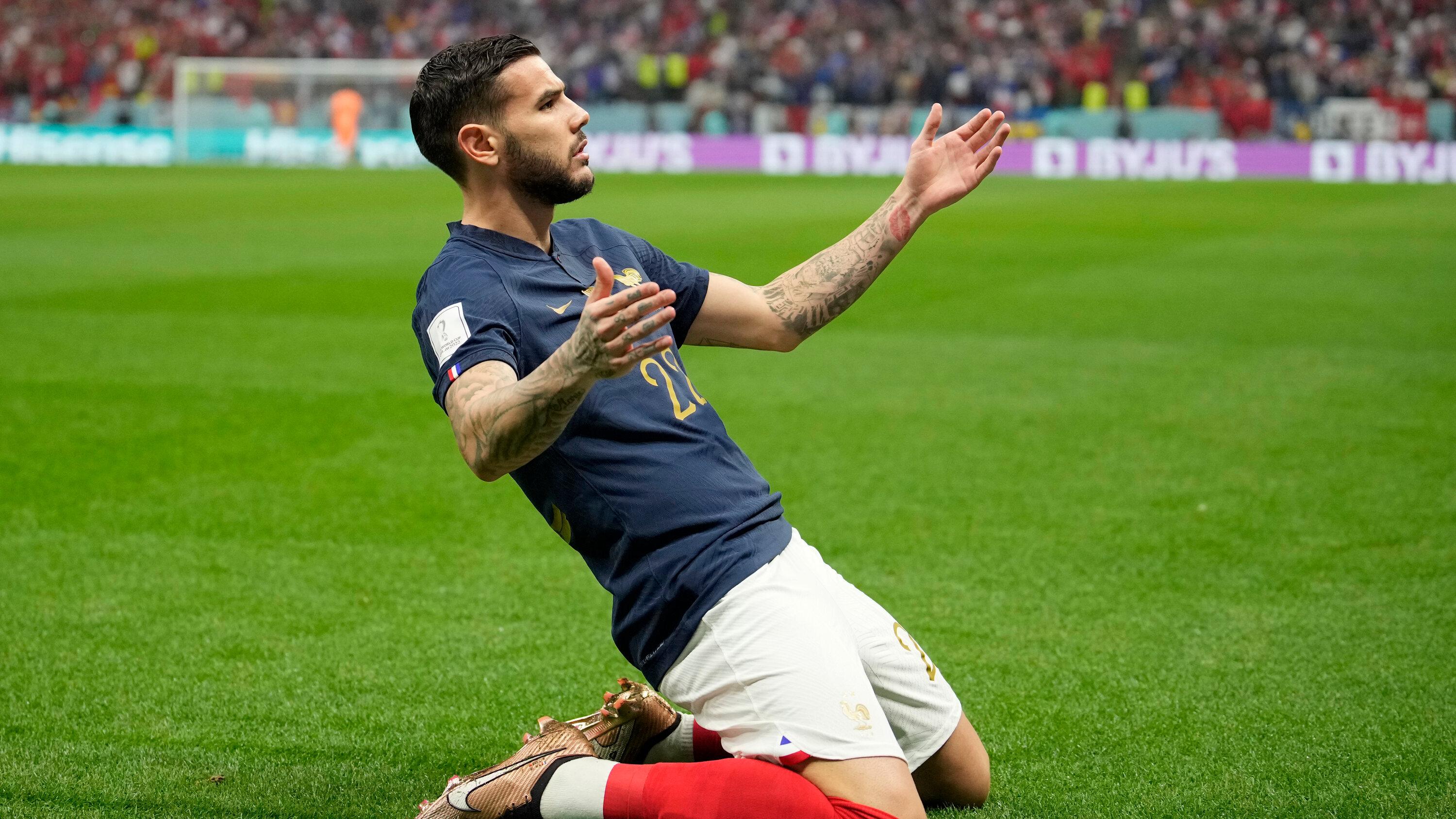 Theo Hernandez Wallpapers - Top Free Theo Hernandez Backgrounds ...