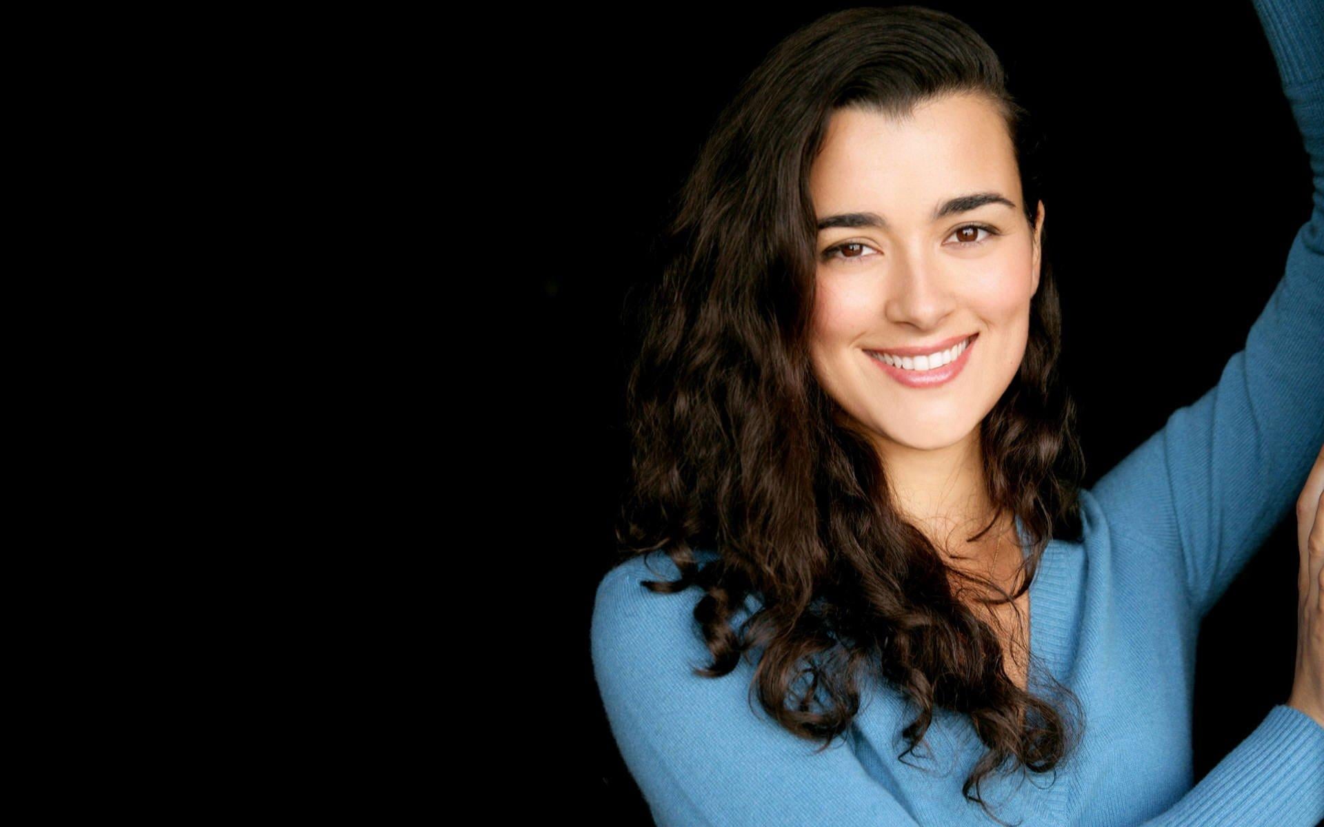 Cote De Pablo Wallpapers - Top Free Cote De Pablo Backgrounds ...