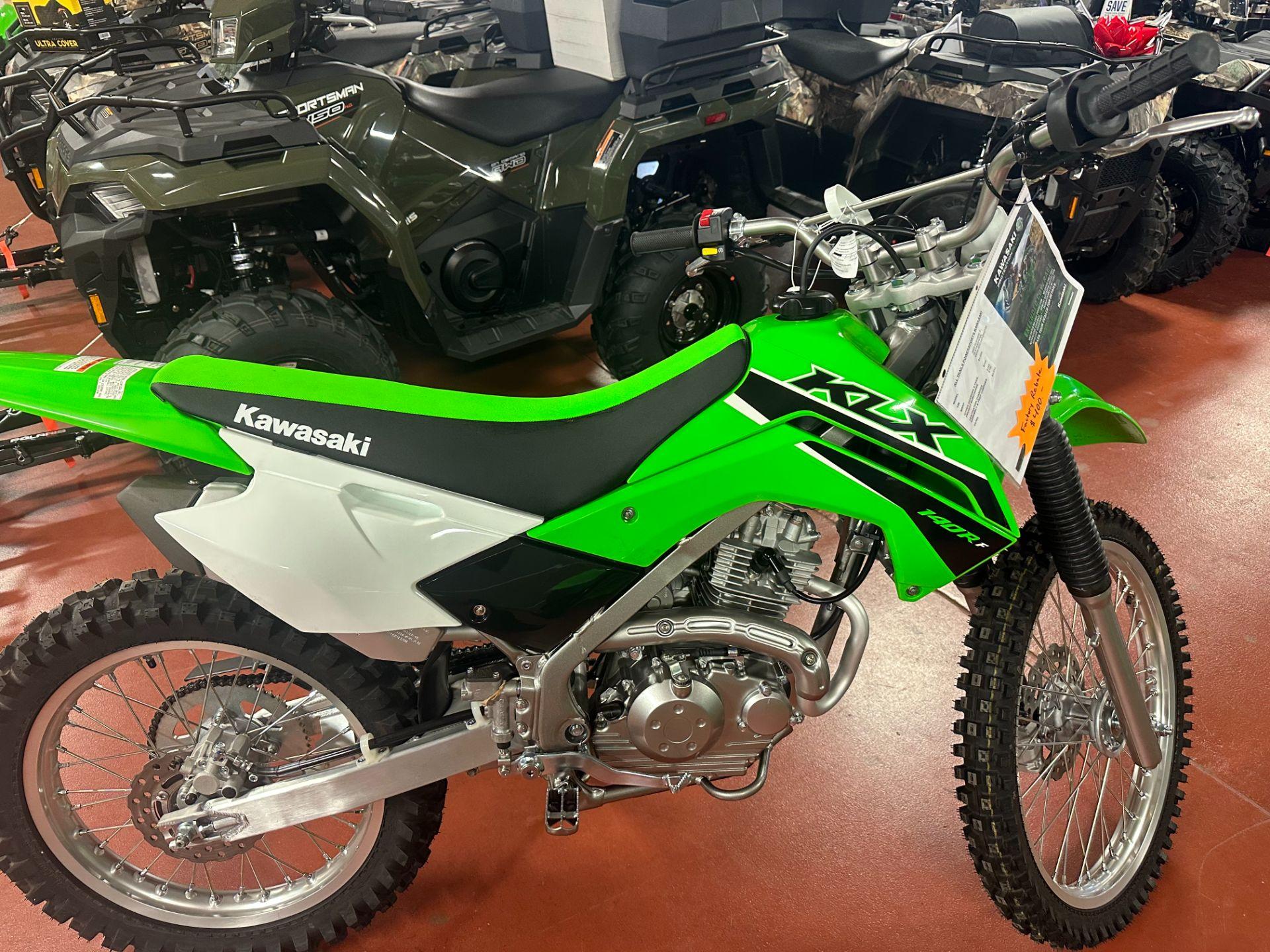 Kawasaki KLX Wallpapers - Top Free Kawasaki KLX Backgrounds - WallpaperAccess