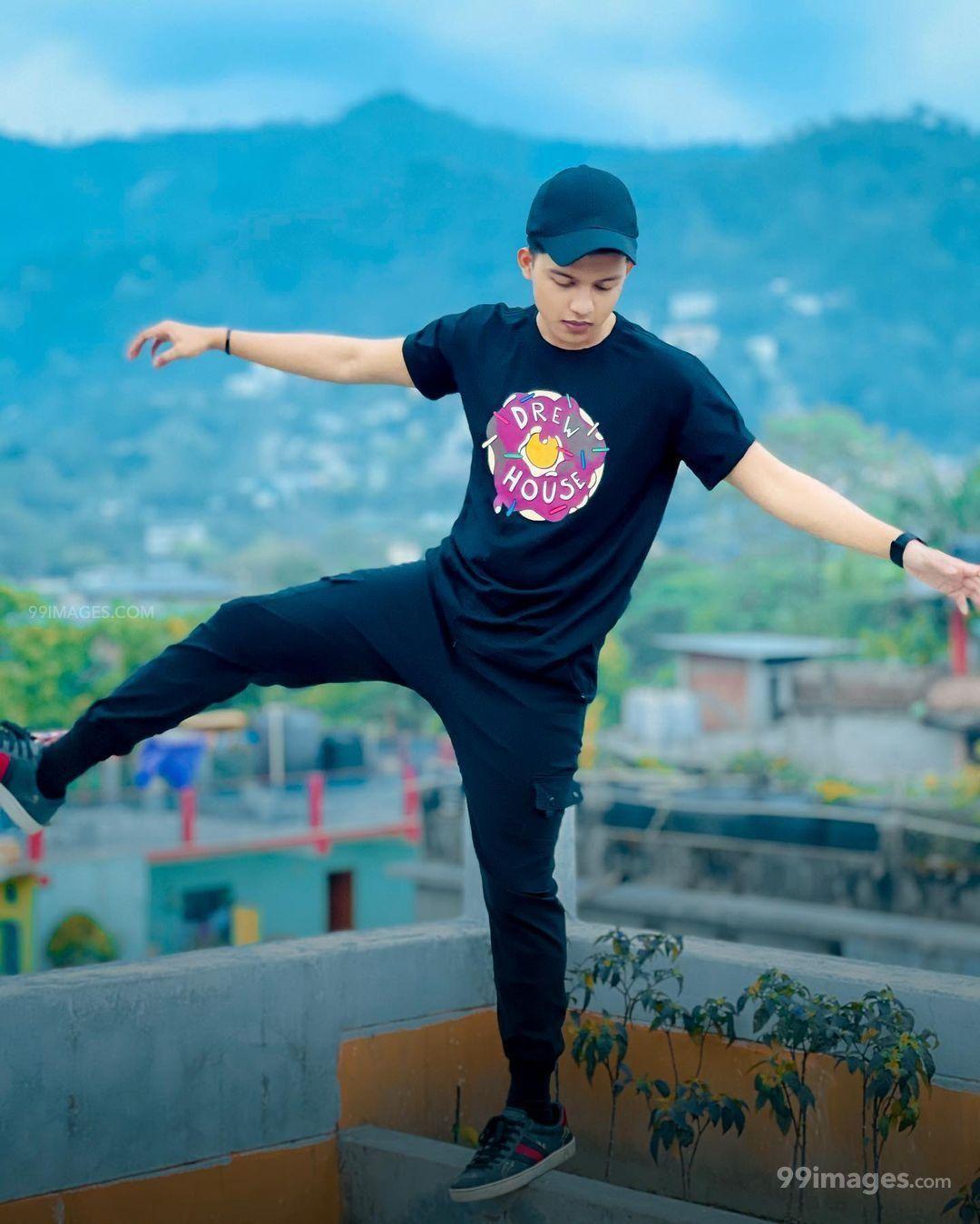 Riyaz Wallpapers - Top Free Riyaz Backgrounds - WallpaperAccess