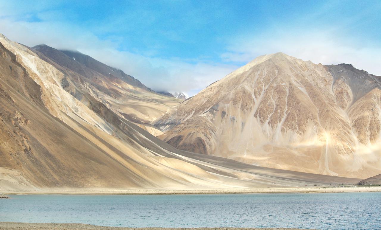 Leh Ladakh Wallpapers - Top Free Leh Ladakh Backgrounds - WallpaperAccess