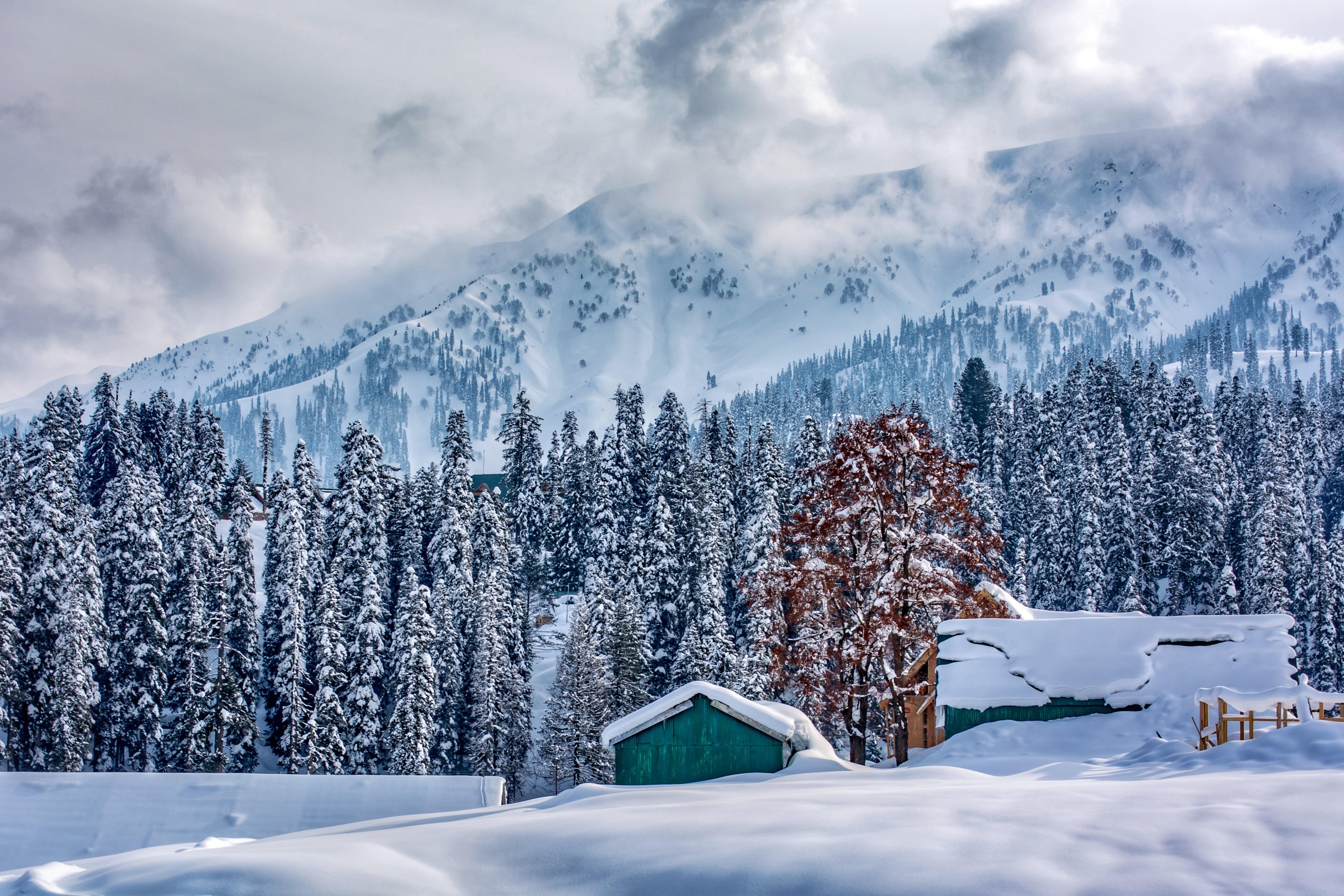 Gulmarg Wallpapers - Top Free Gulmarg Backgrounds - WallpaperAccess