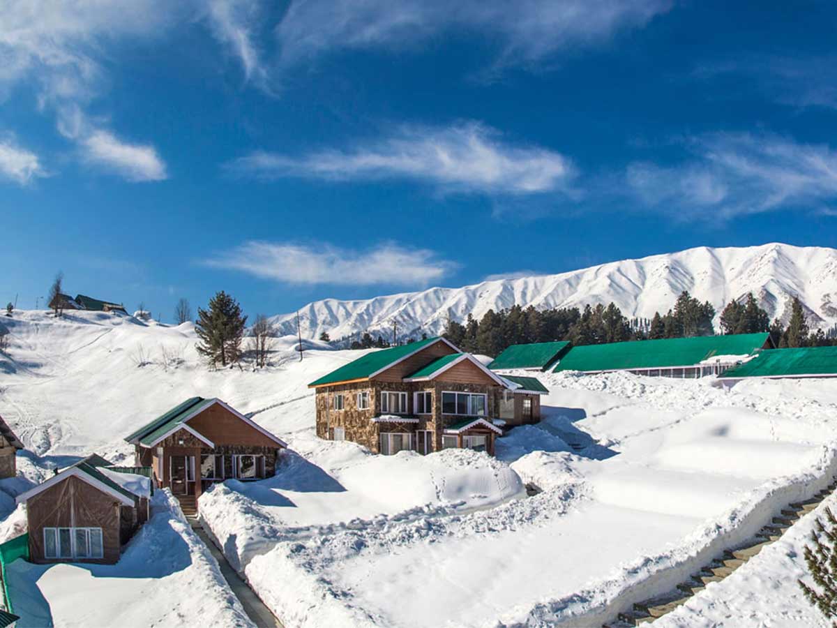 Gulmarg Wallpapers - Top Free Gulmarg Backgrounds - WallpaperAccess