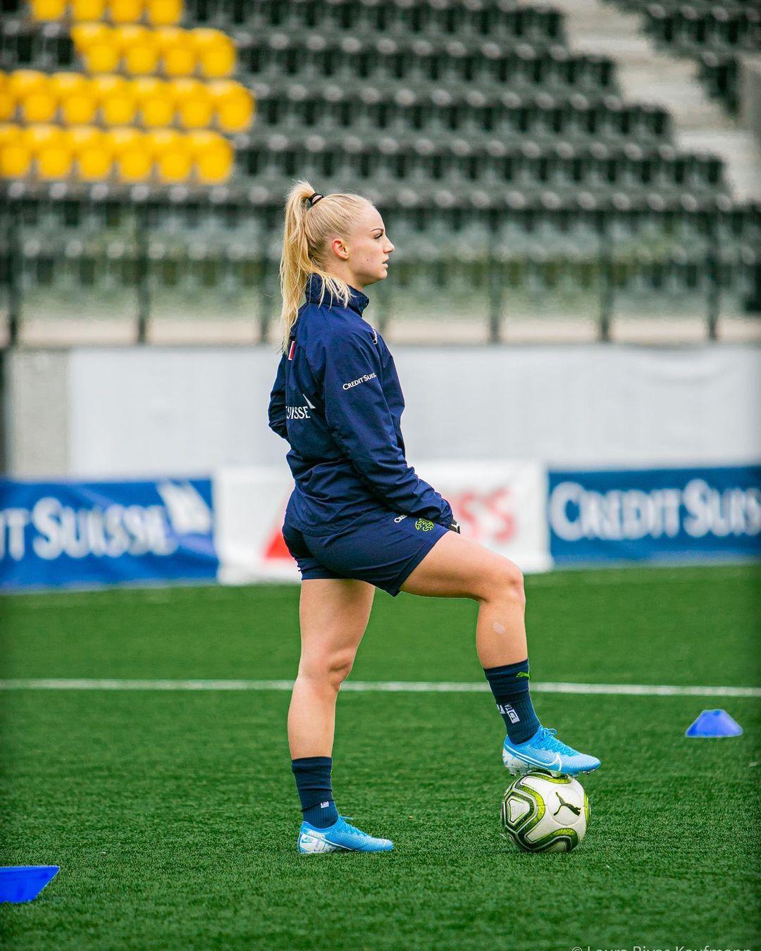 Alisha Lehmann Wallpapers - Top Free Alisha Lehmann Backgrounds ...