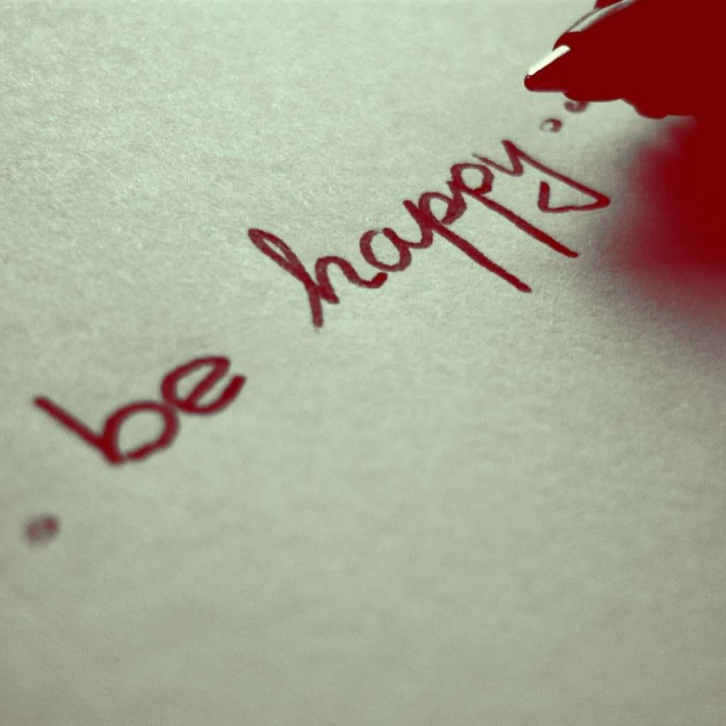 Be Happy iPhone Wallpapers - Top Free Be Happy iPhone Backgrounds ...