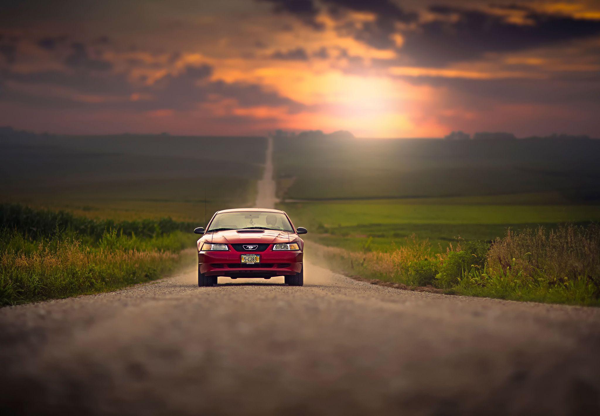 Car On Road Wallpapers - Top Free Car On Road Backgrounds - WallpaperAccess