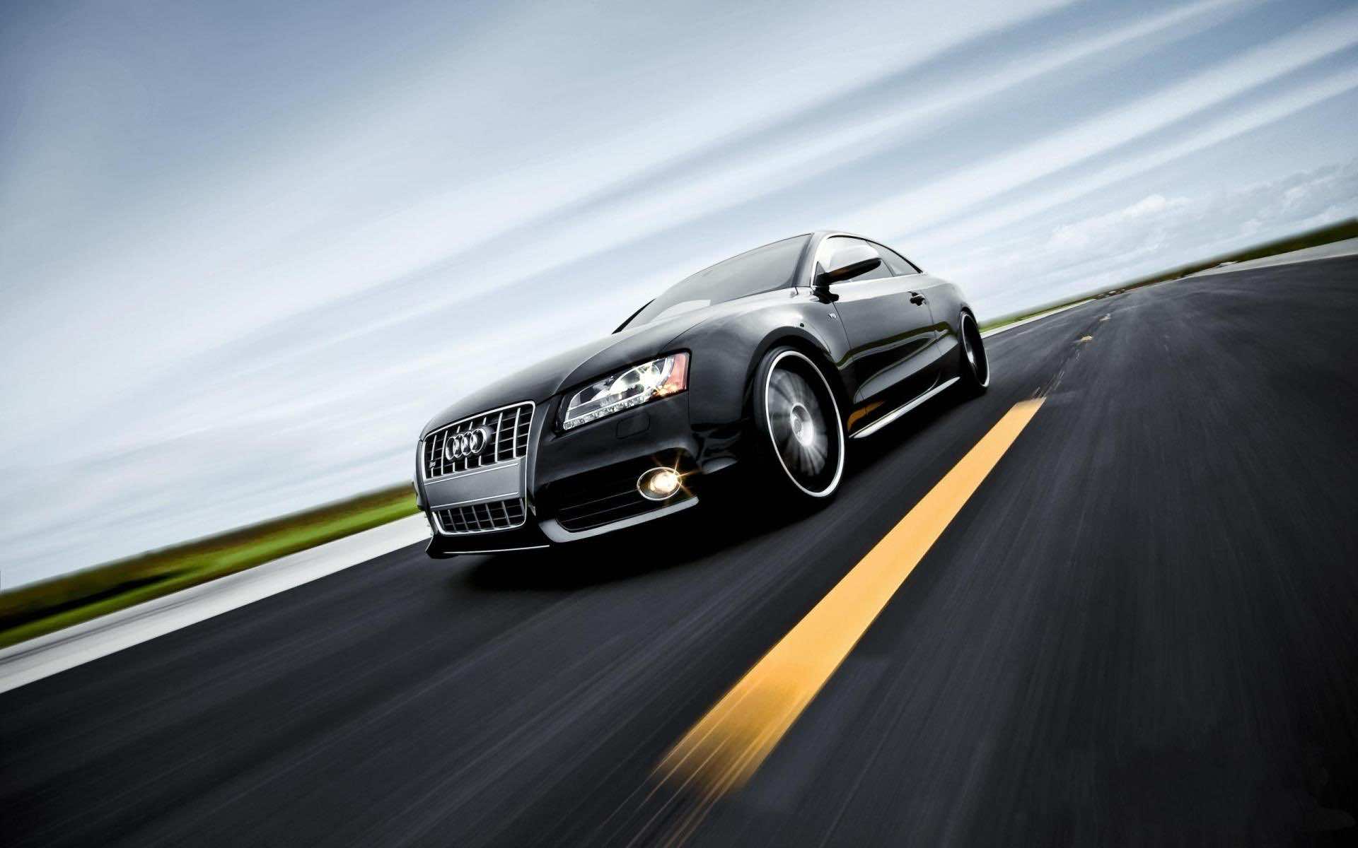 Car On Road Wallpapers - Top Free Car On Road Backgrounds - WallpaperAccess