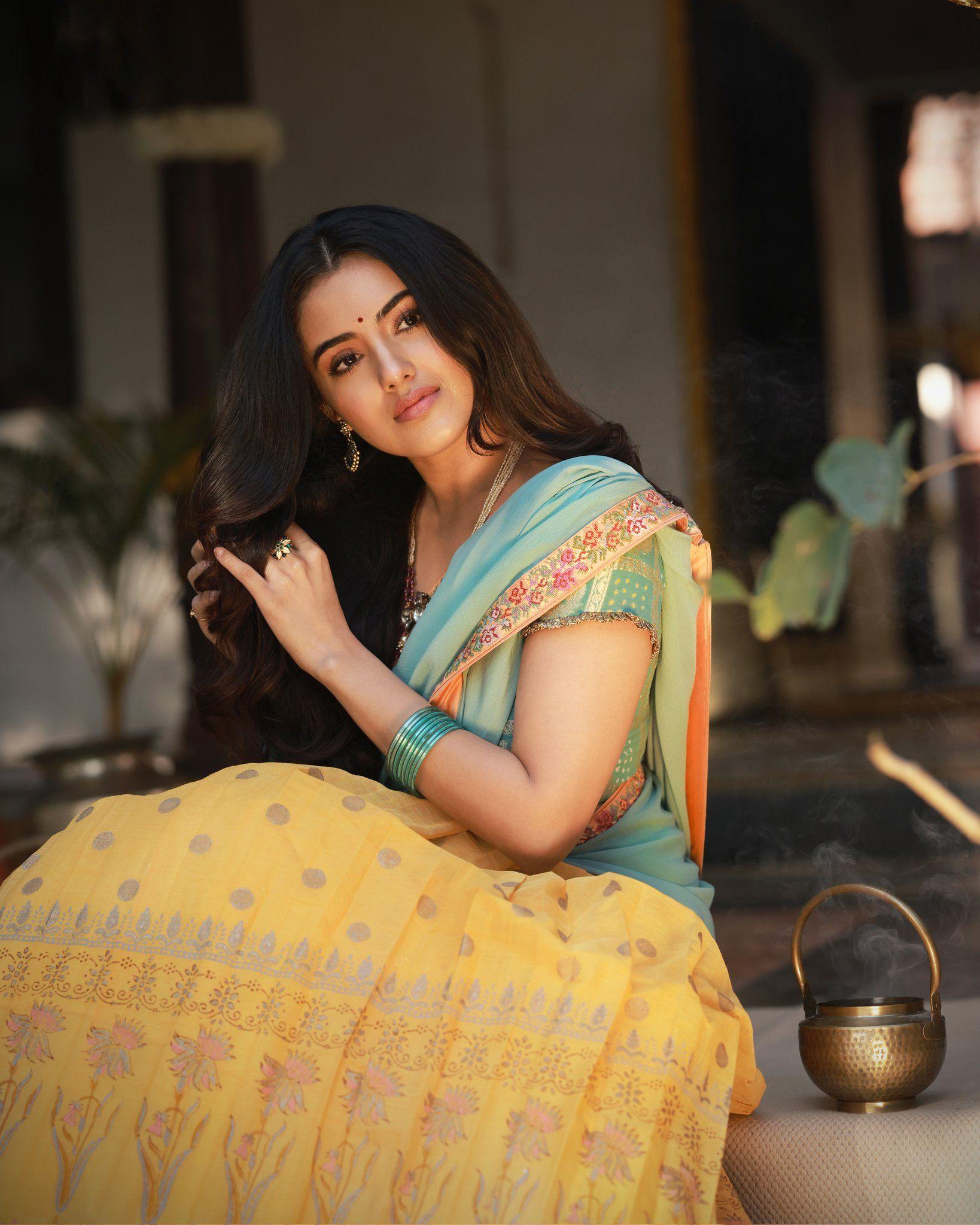 Malavika Sharma Wallpapers - Top Free Malavika Sharma Backgrounds ...