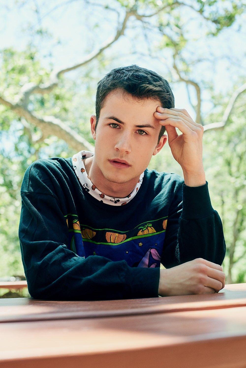 Dylan Minnette Wallpapers - Top Free Dylan Minnette Backgrounds ...