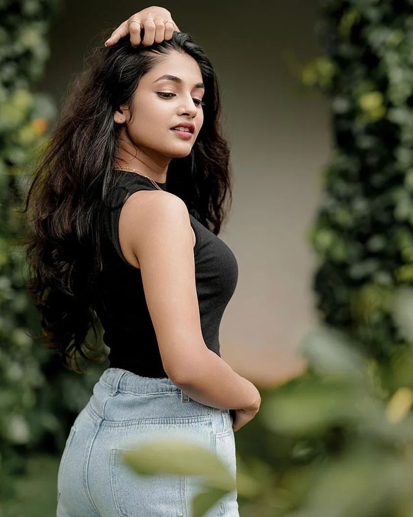 Ivana Tamil Wallpapers - Top Free Ivana Tamil Backgrounds - WallpaperAccess