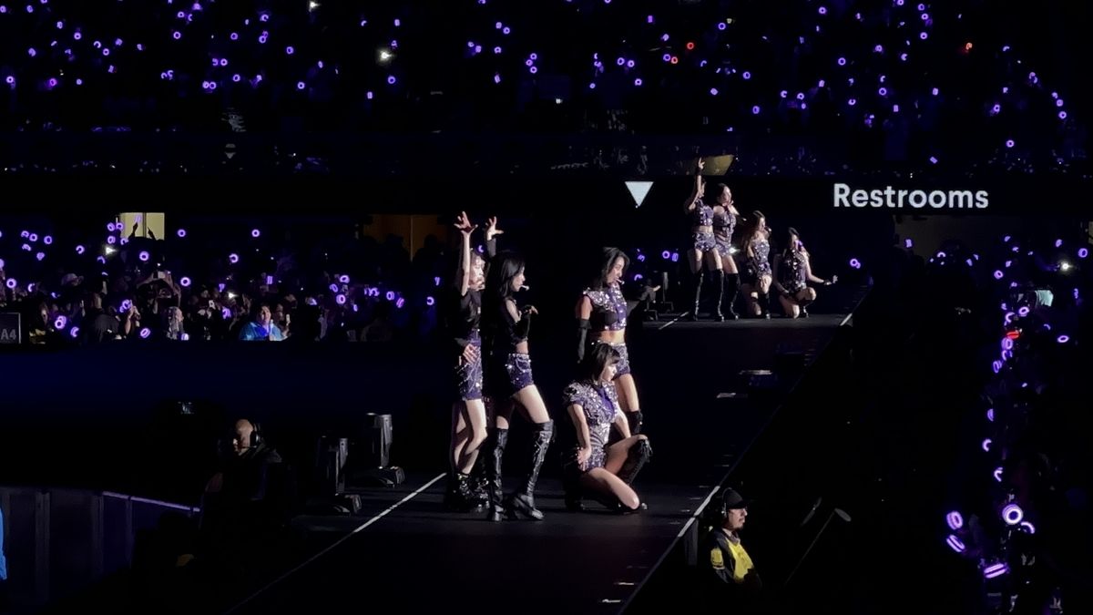 Twice Concert Wallpapers - Top Free Twice Concert Backgrounds - WallpaperAccess