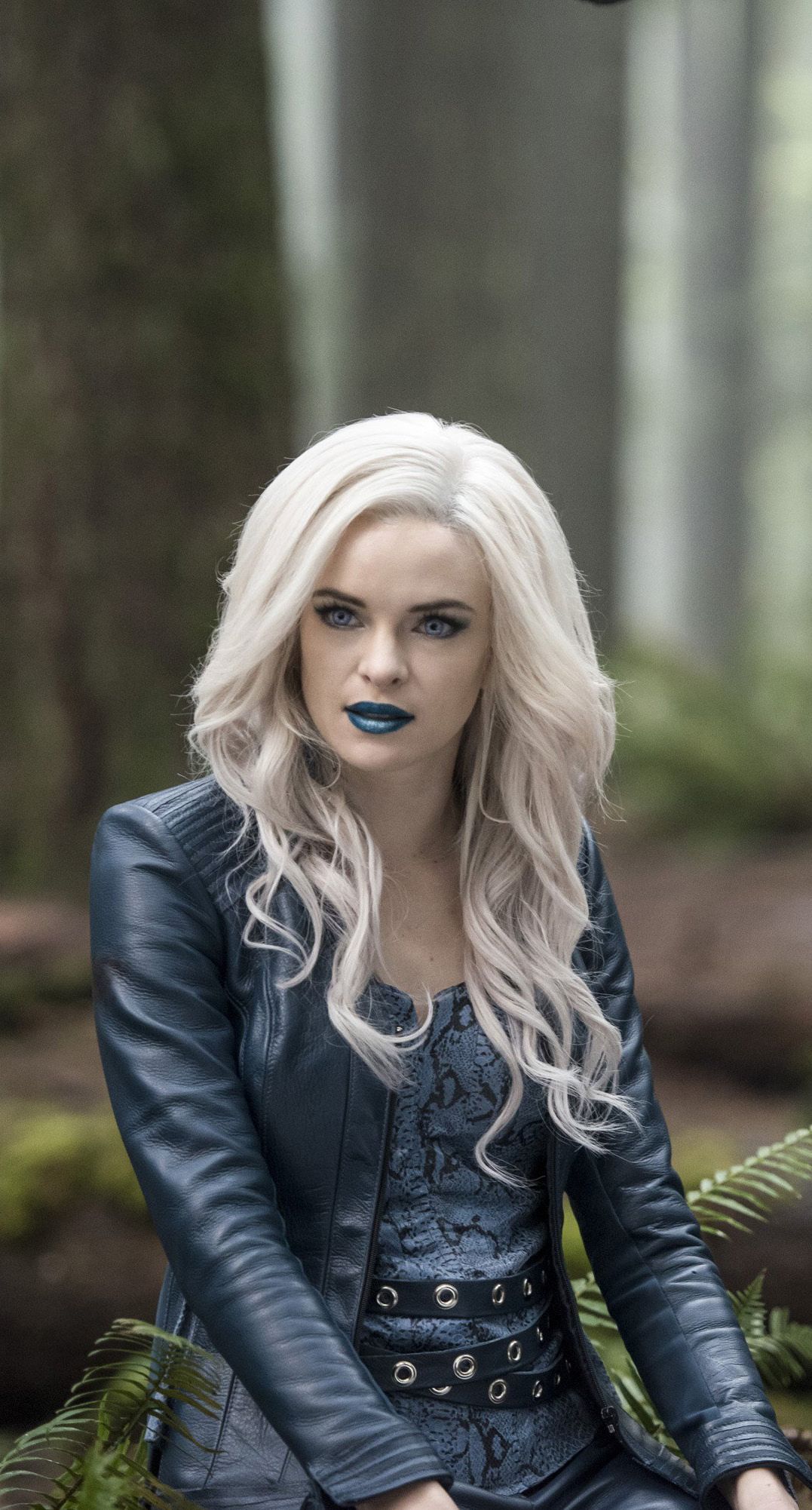 Caitlin Snow Wallpapers - Top Free Caitlin Snow Backgrounds ...