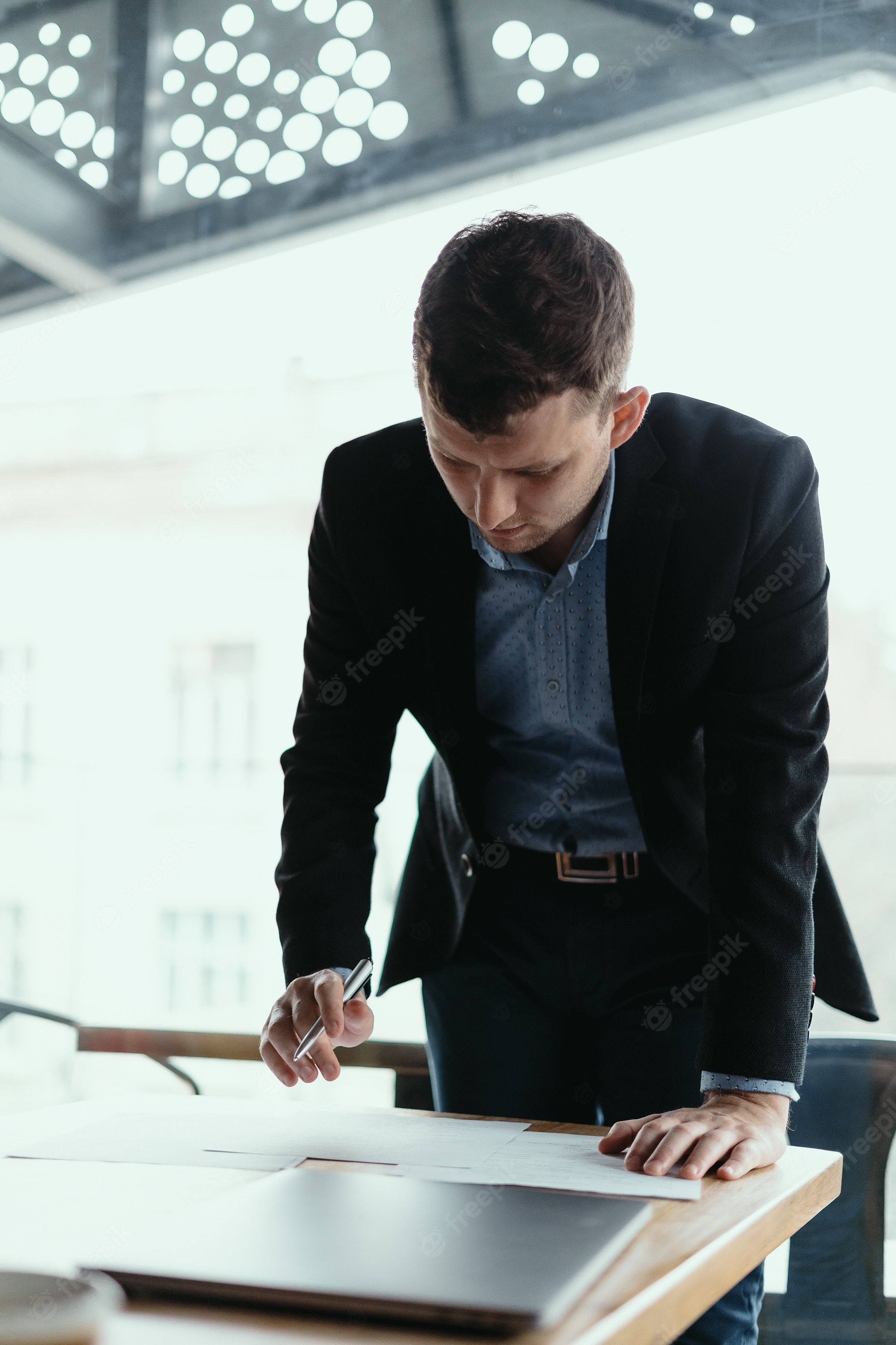 Successful Man Wallpapers - Top Free Successful Man Backgrounds - WallpaperAccess