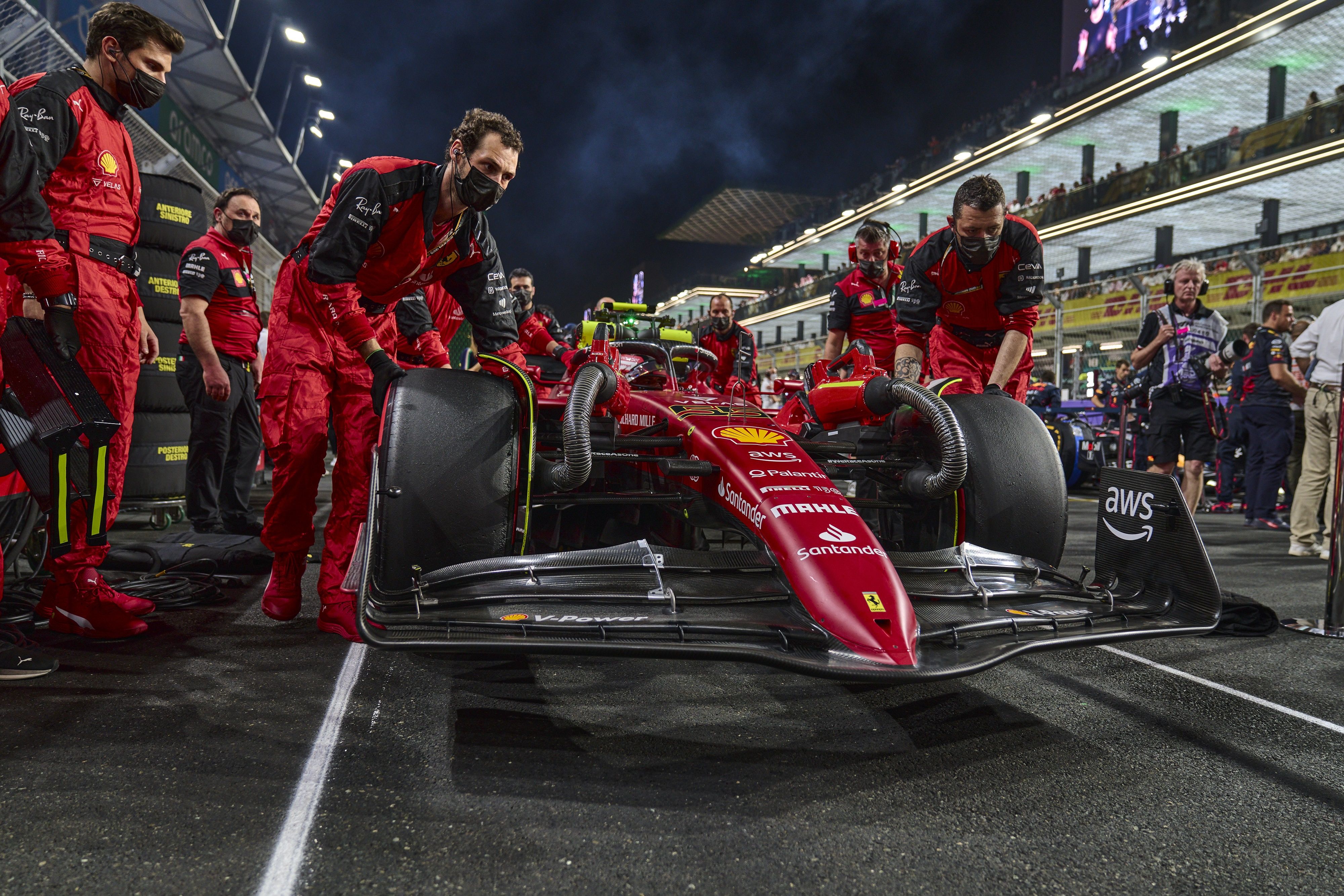 Carlos Sainz Ferrari Wallpapers - Top Free Carlos Sainz Ferrari Backgrounds - WallpaperAccess