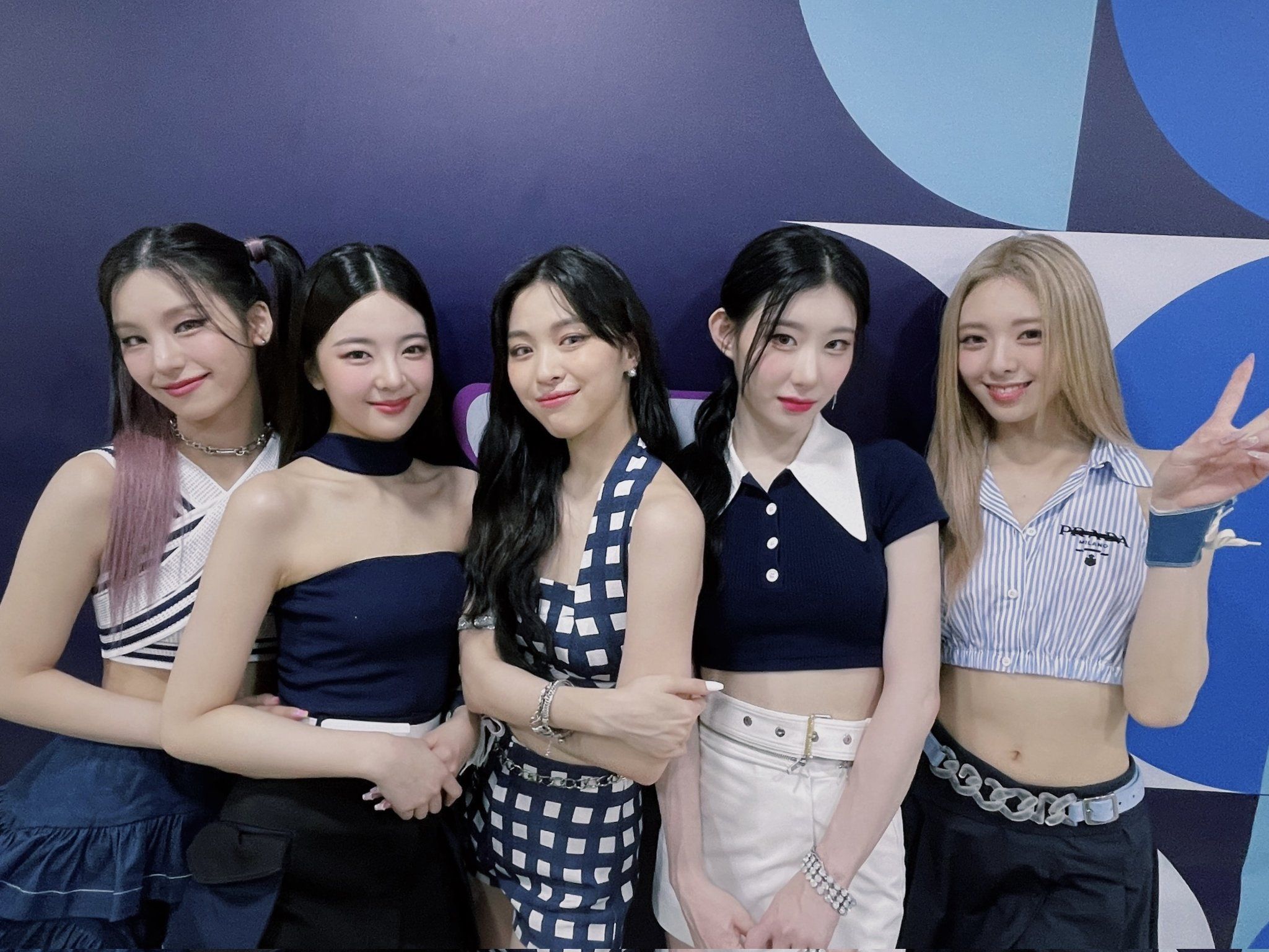 Itzy Laptop Wallpapers - Top Free Itzy Laptop Backgrounds - WallpaperAccess