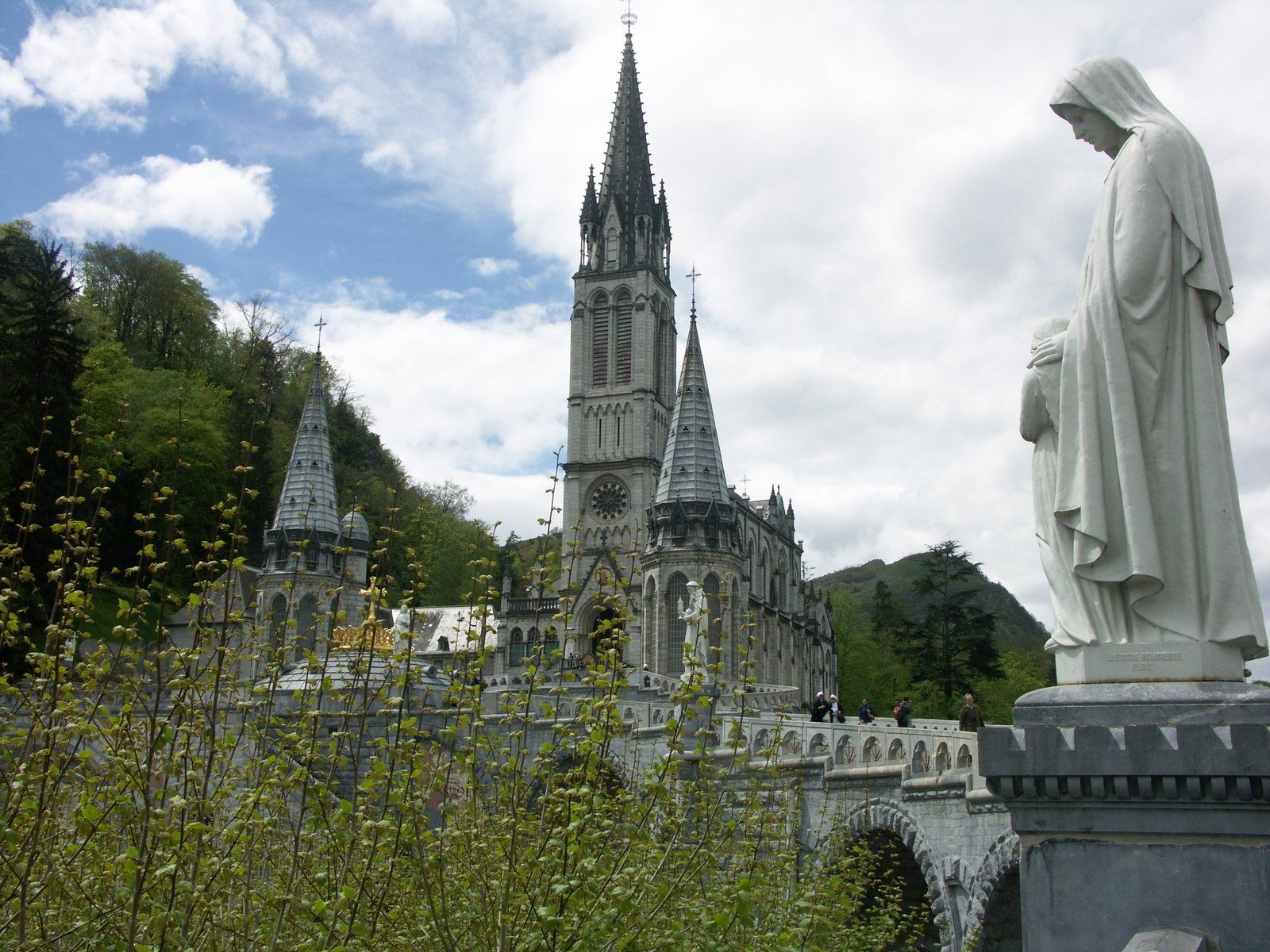 Lourdes Wallpapers - Top Free Lourdes Backgrounds - WallpaperAccess