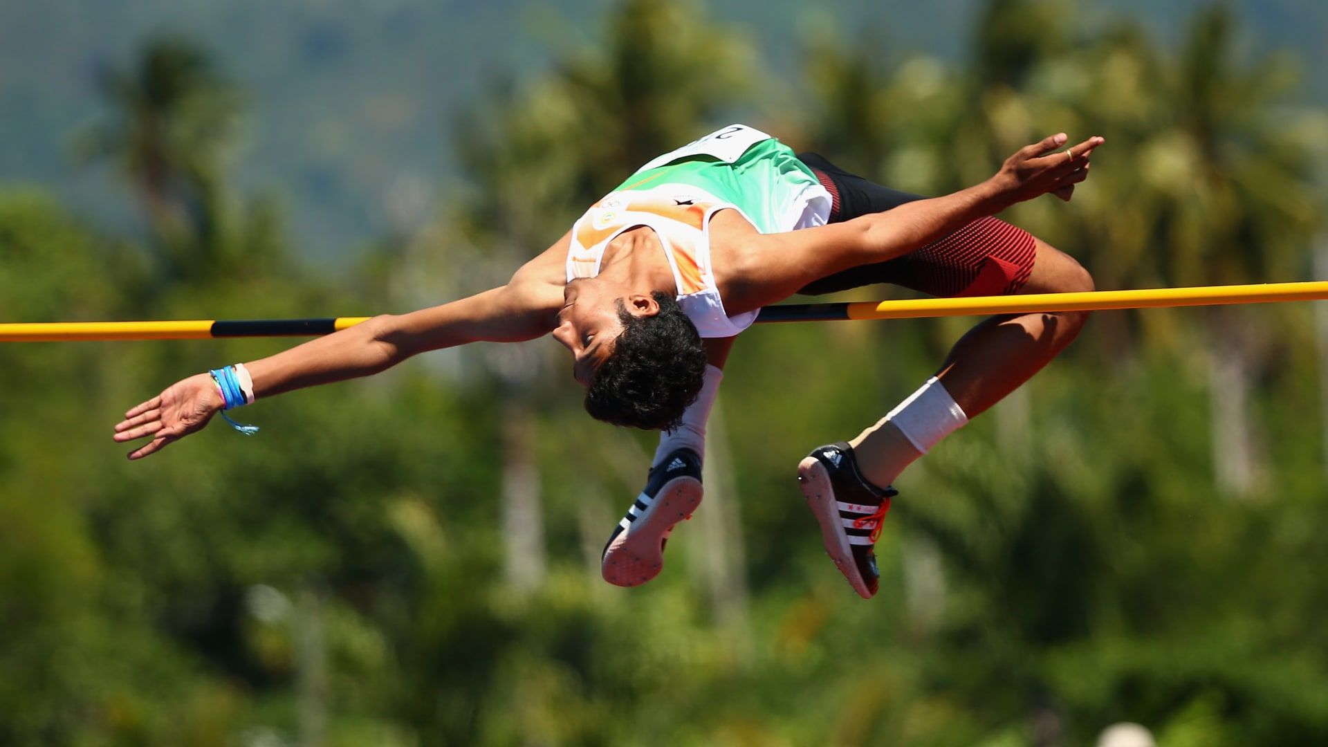 Long Jump Wallpapers - Top Free Long Jump Backgrounds - WallpaperAccess