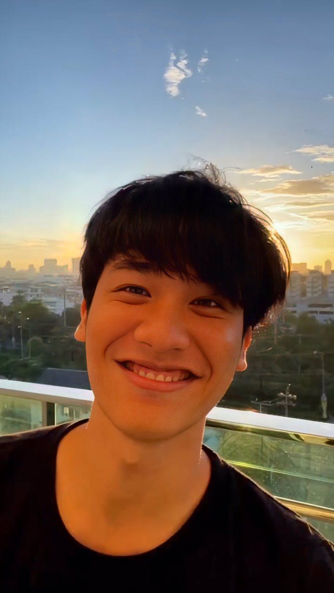 Tay Tawan Wallpapers - Top Free Tay Tawan Backgrounds - WallpaperAccess