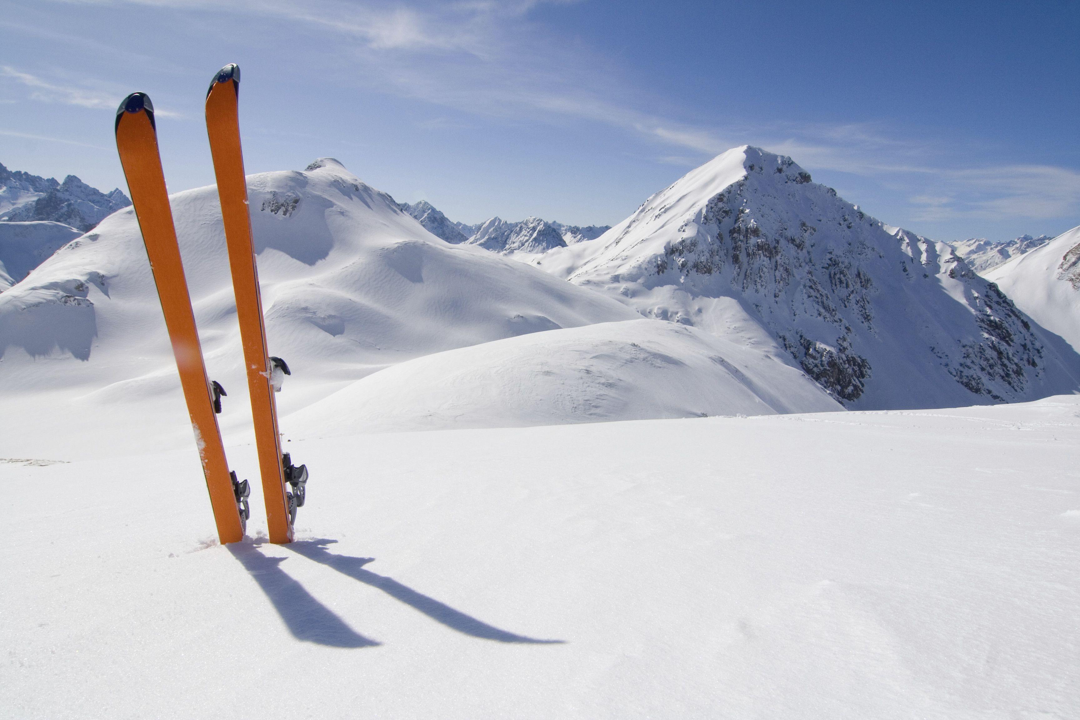 HD Skiing Wallpapers - Top Free HD Skiing Backgrounds - WallpaperAccess