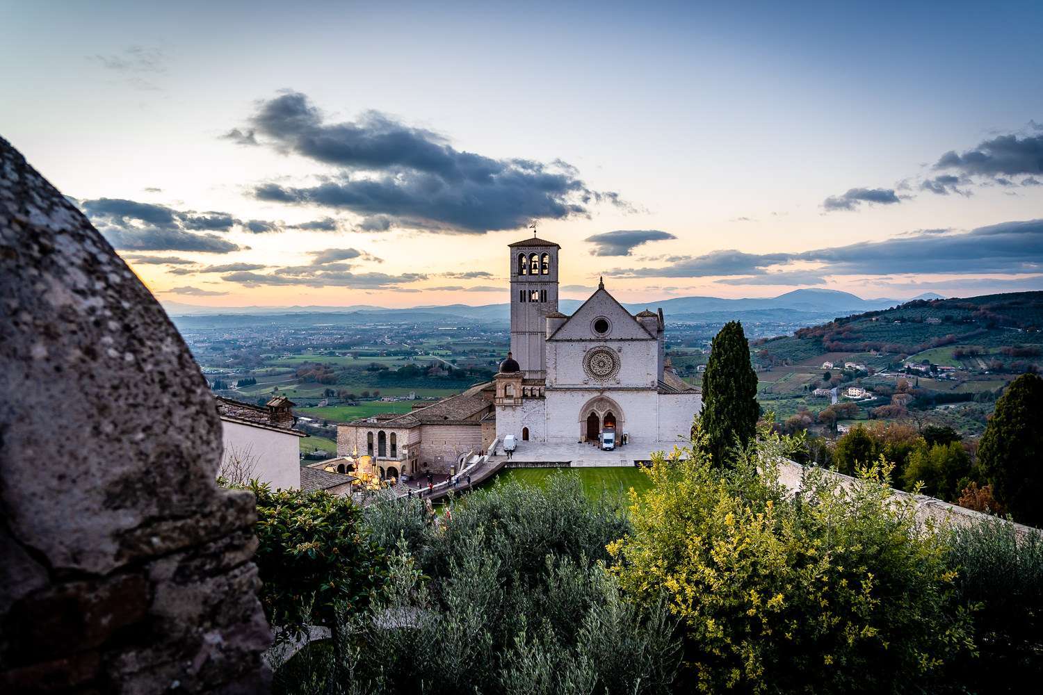 Assisi Wallpapers - Top Free Assisi Backgrounds - WallpaperAccess