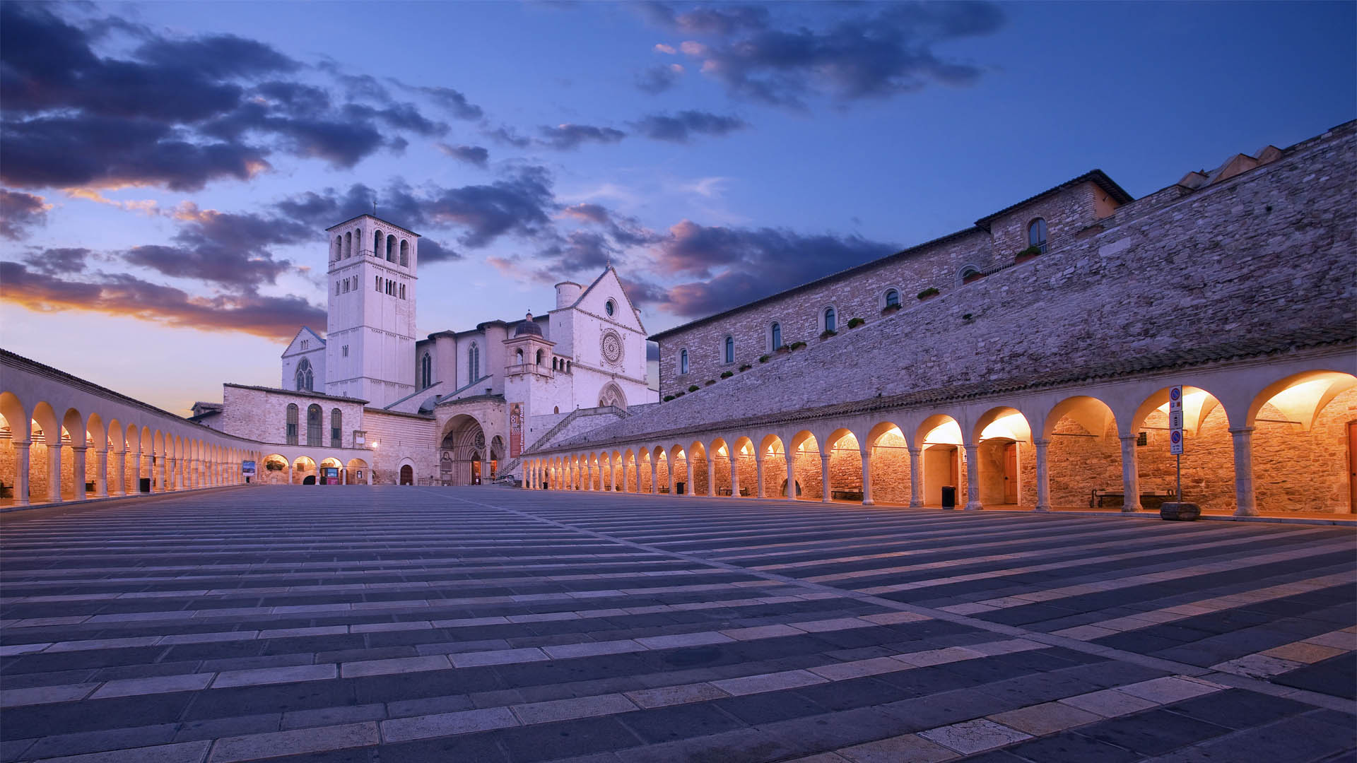 Assisi Wallpapers - Top Free Assisi Backgrounds - WallpaperAccess