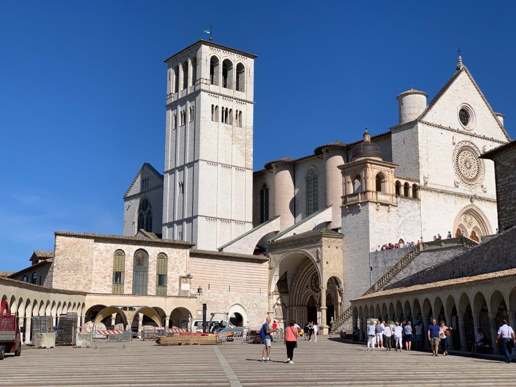 Assisi Wallpapers - Top Free Assisi Backgrounds - WallpaperAccess