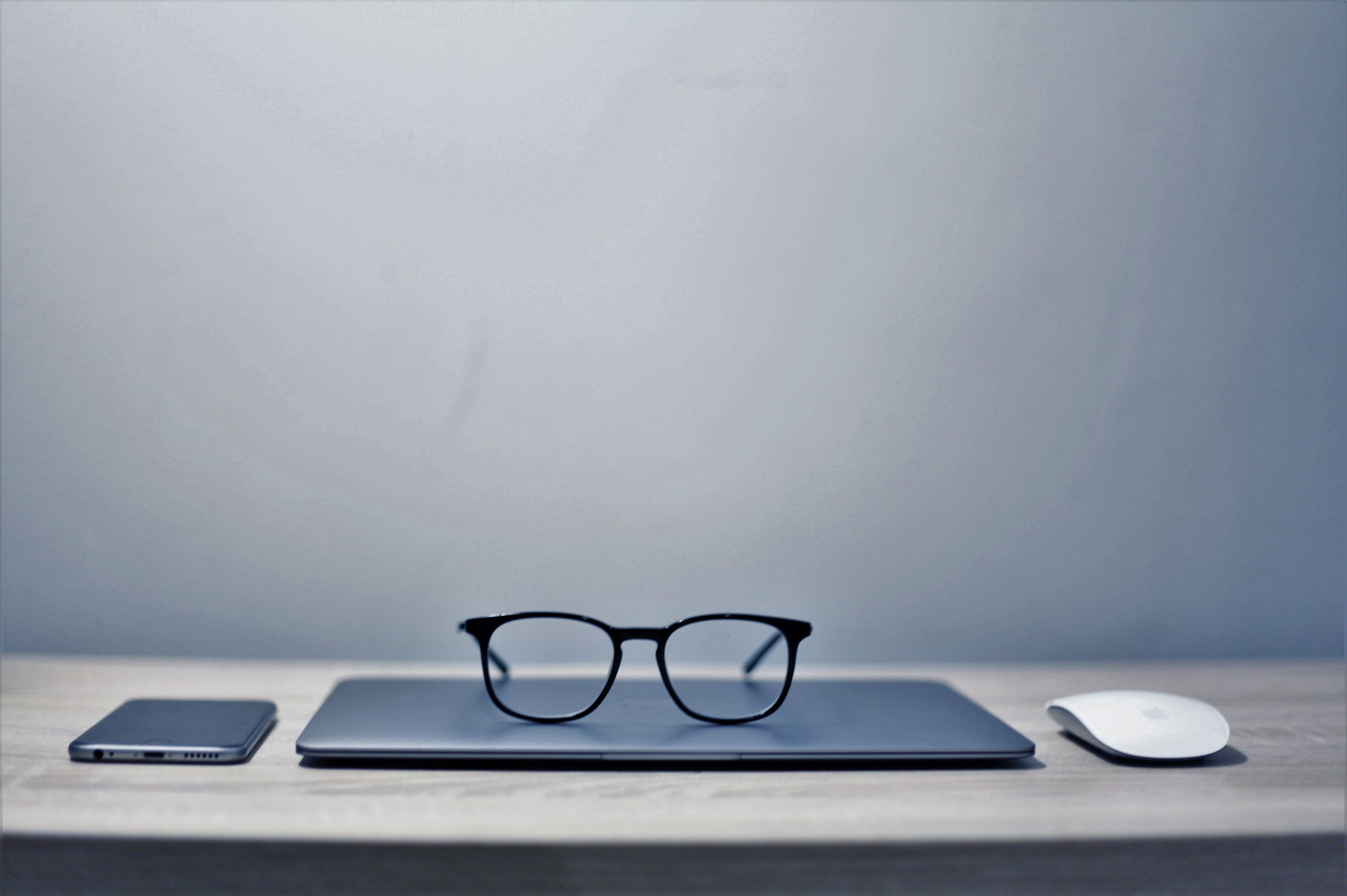 Spectacles Wallpapers - Top Free Spectacles Backgrounds - WallpaperAccess