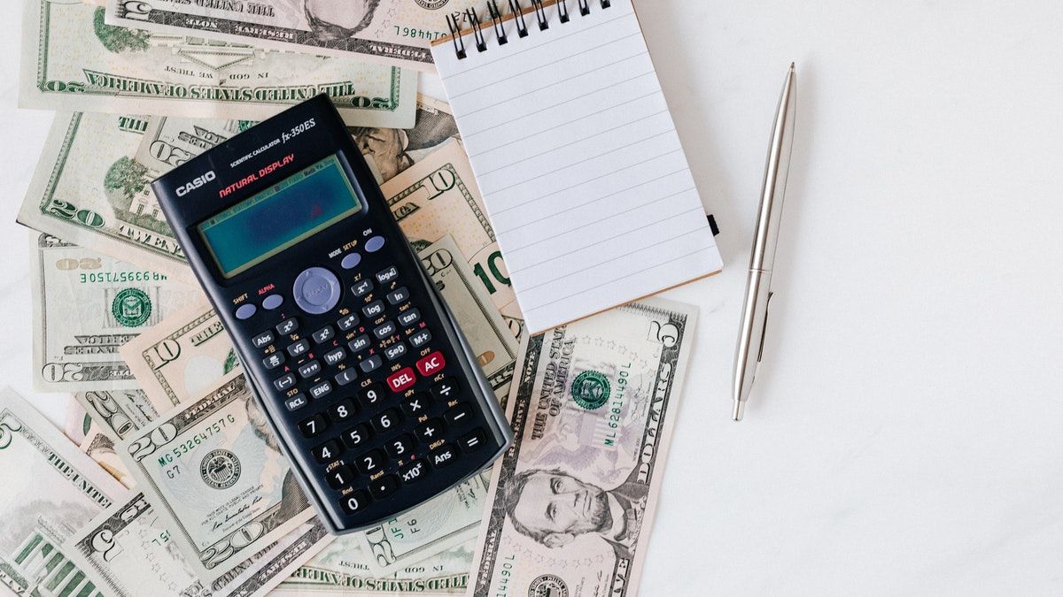 Budget Wallpapers - Top Free Budget Backgrounds - WallpaperAccess