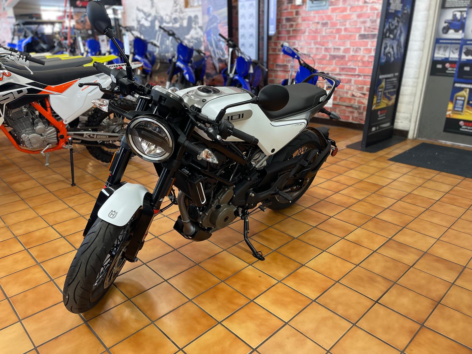 Husqvarna Vitpilen Wallpapers - Top Free Husqvarna Vitpilen Backgrounds ...