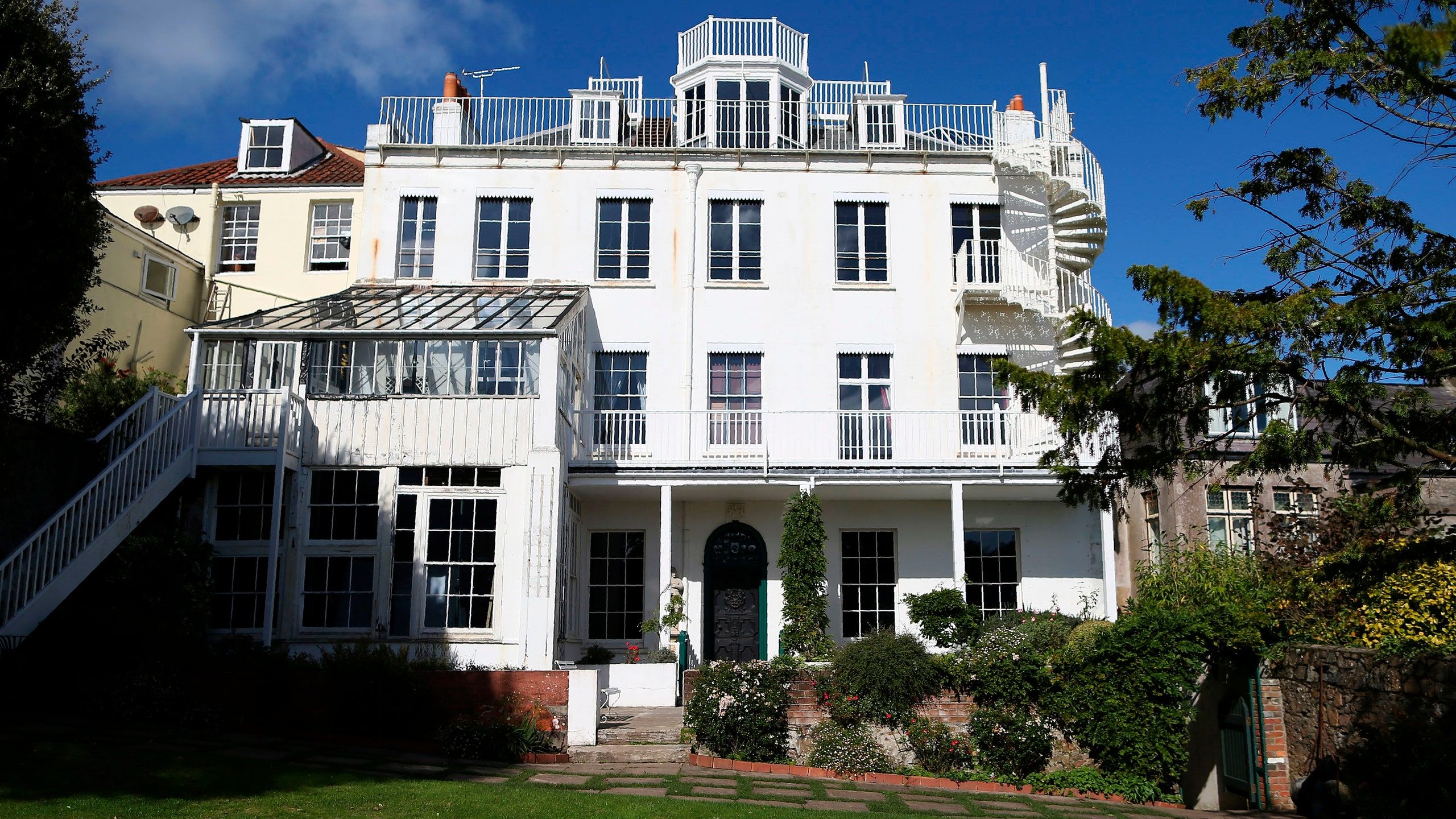 Victor Hugo Wallpapers - Top Free Victor Hugo Backgrounds - WallpaperAccess