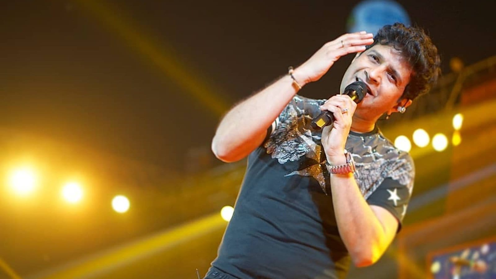 KK Singer Wallpapers - Top Free KK Singer Backgrounds - WallpaperAccess