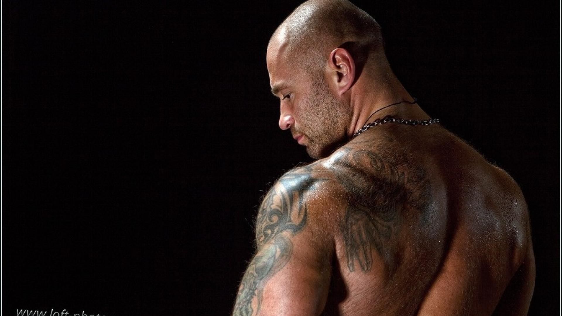 Strong Men Wallpapers - Top Free Strong Men Backgrounds - WallpaperAccess