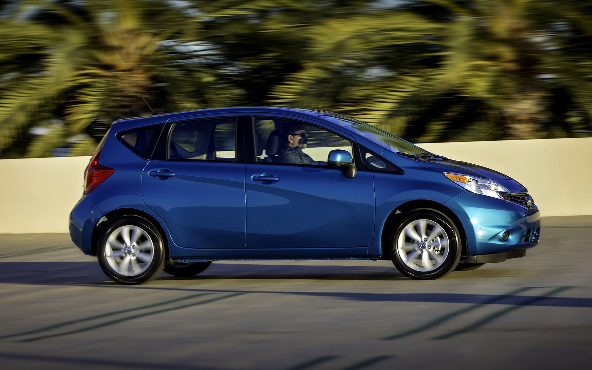 Nissan Versa Wallpapers - Top Free Nissan Versa Backgrounds ...