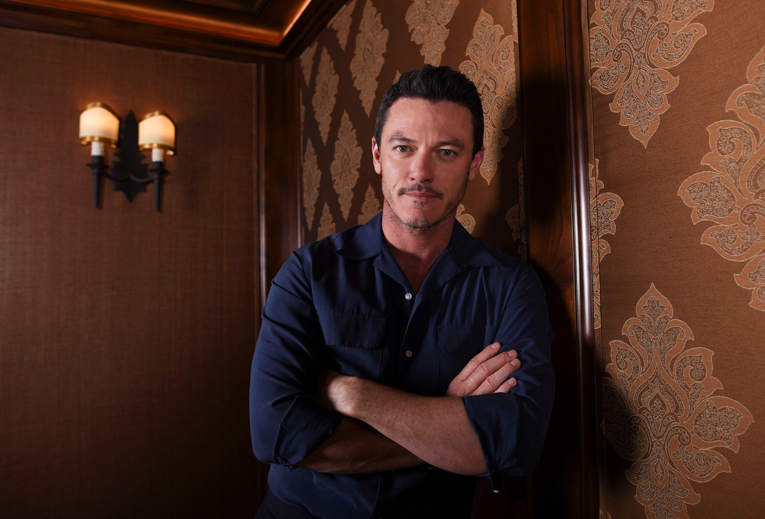 Luke Evans Wallpapers - Top Free Luke Evans Backgrounds - WallpaperAccess