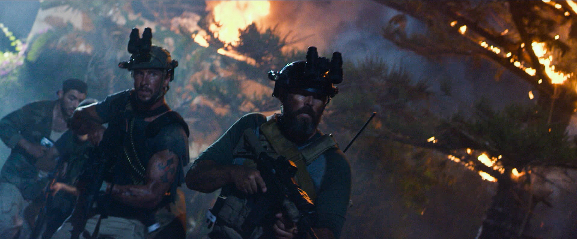 13 Hours: The Secret Soldiers of Benghazi Wallpapers - Top Free 13 ...