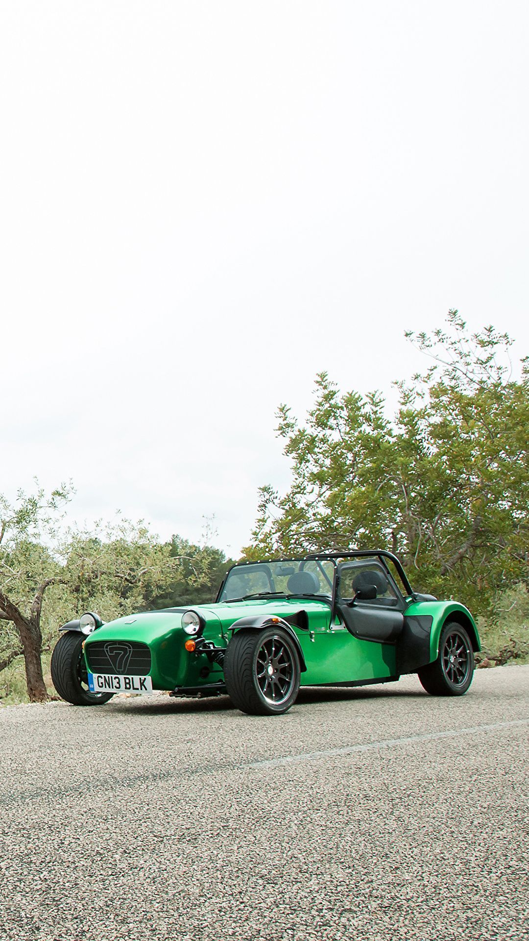 Caterham Wallpapers - Top Free Caterham Backgrounds - WallpaperAccess