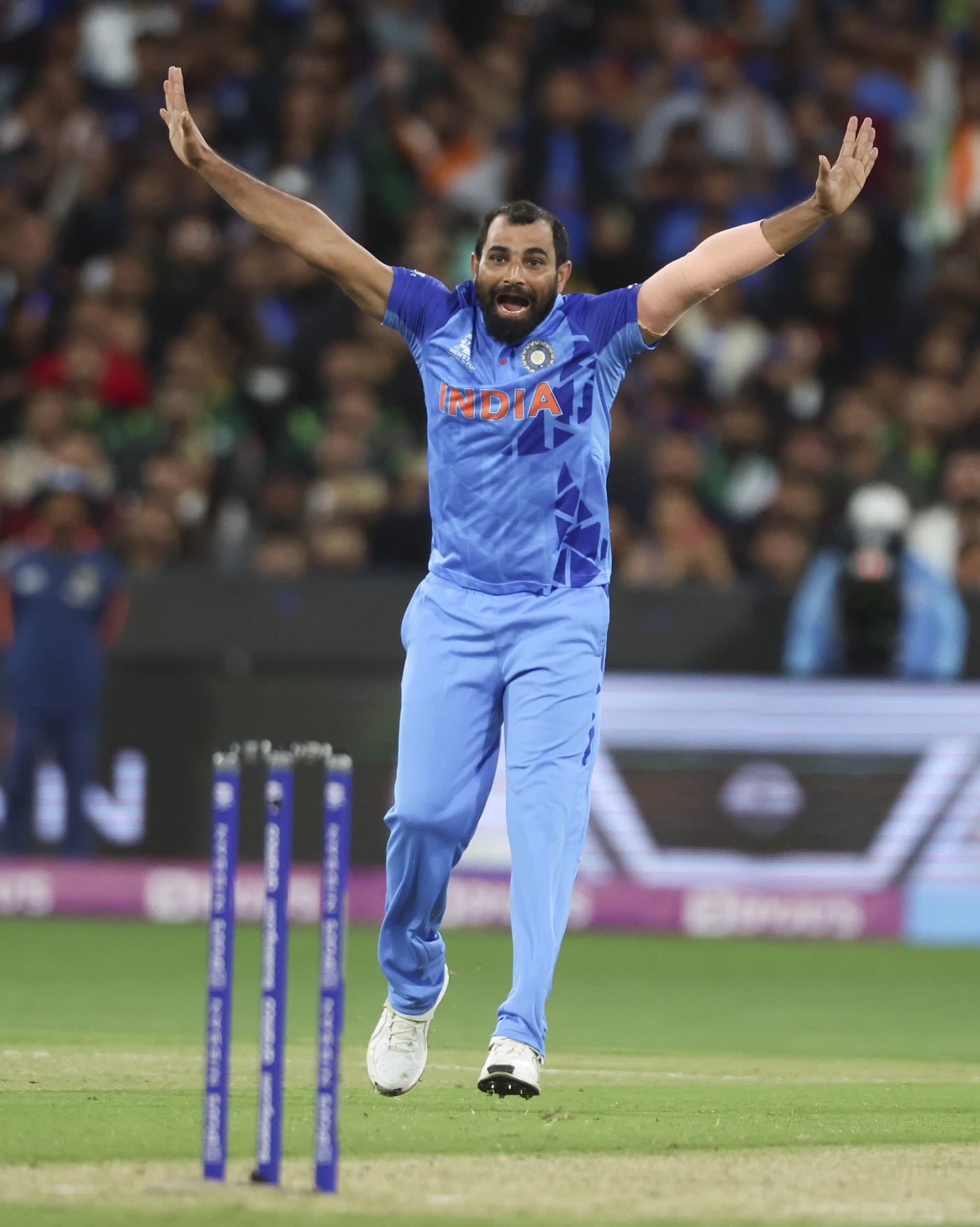 Mohammed Shami Wallpapers - Top Free Mohammed Shami Backgrounds ...